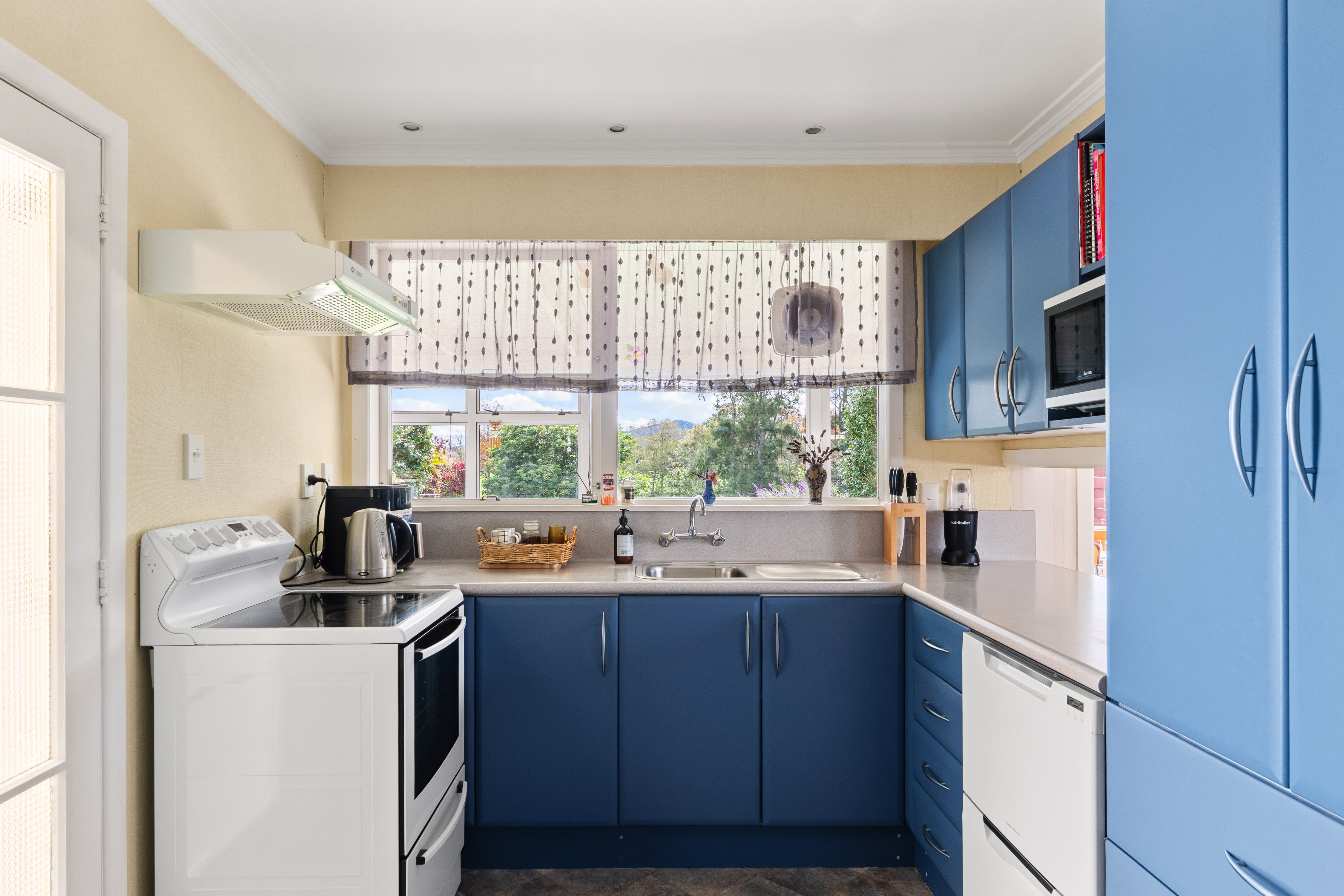 1029 Aberdeen Road, Te Hapara, Gisborne District 4010 - Sold House ...
