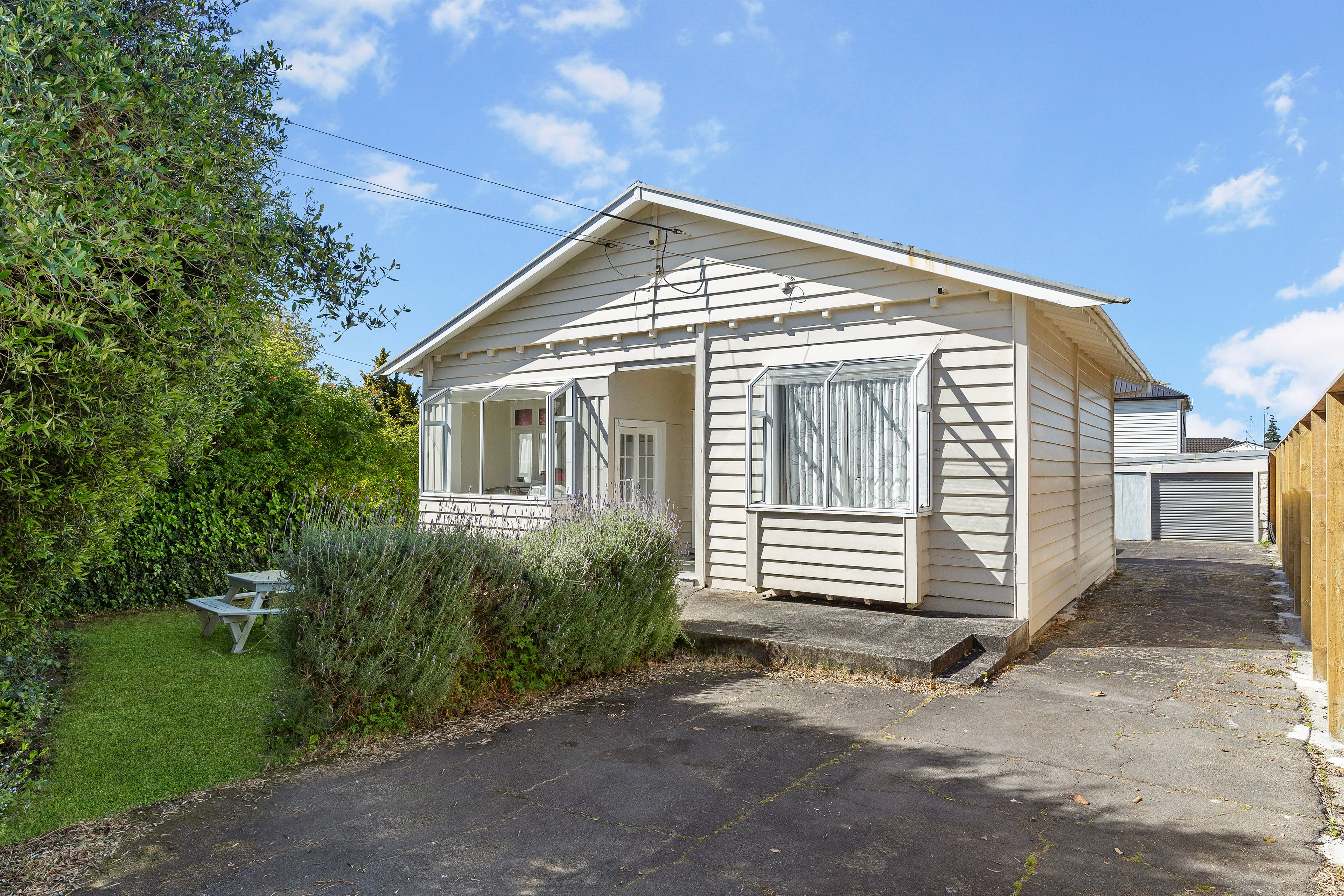53 Mount Smart Road, Onehunga, – Home For Rent • Ray White New Zealand