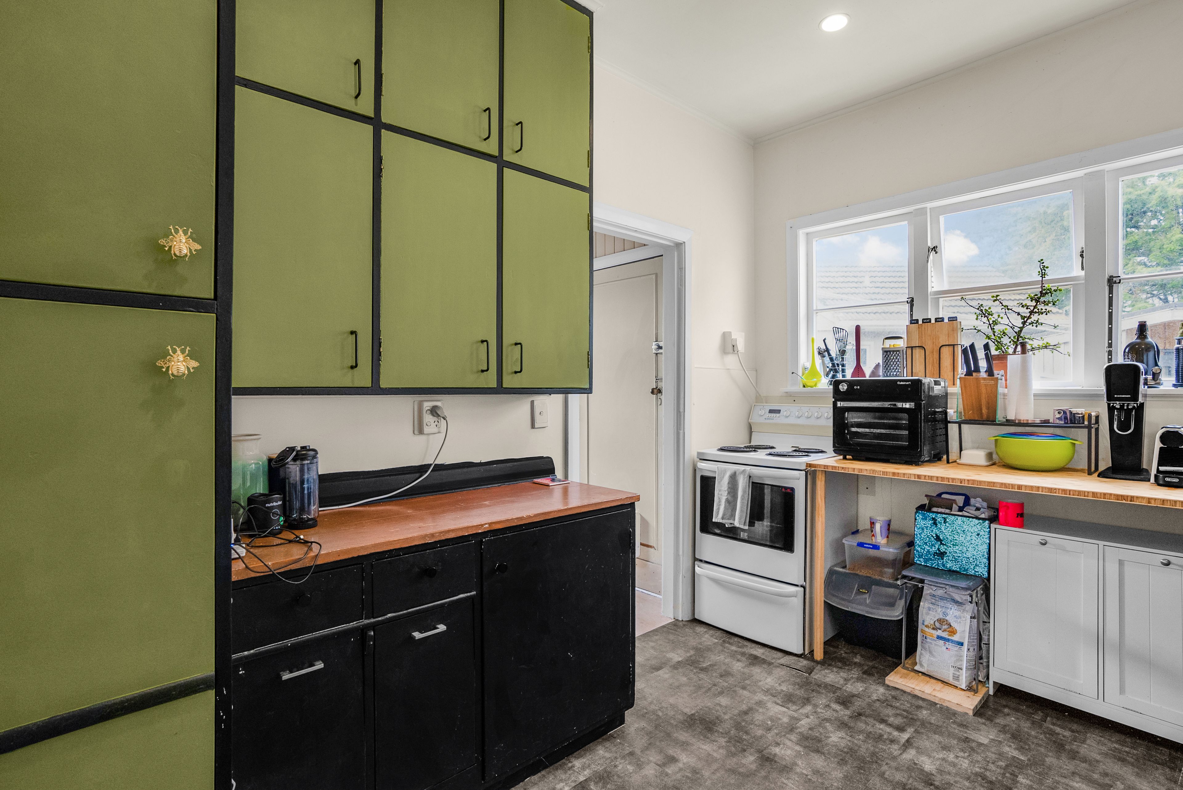 70 Hall Crescent, Epuni, Lower Hutt City 5011 - Sold House - Ray White ...