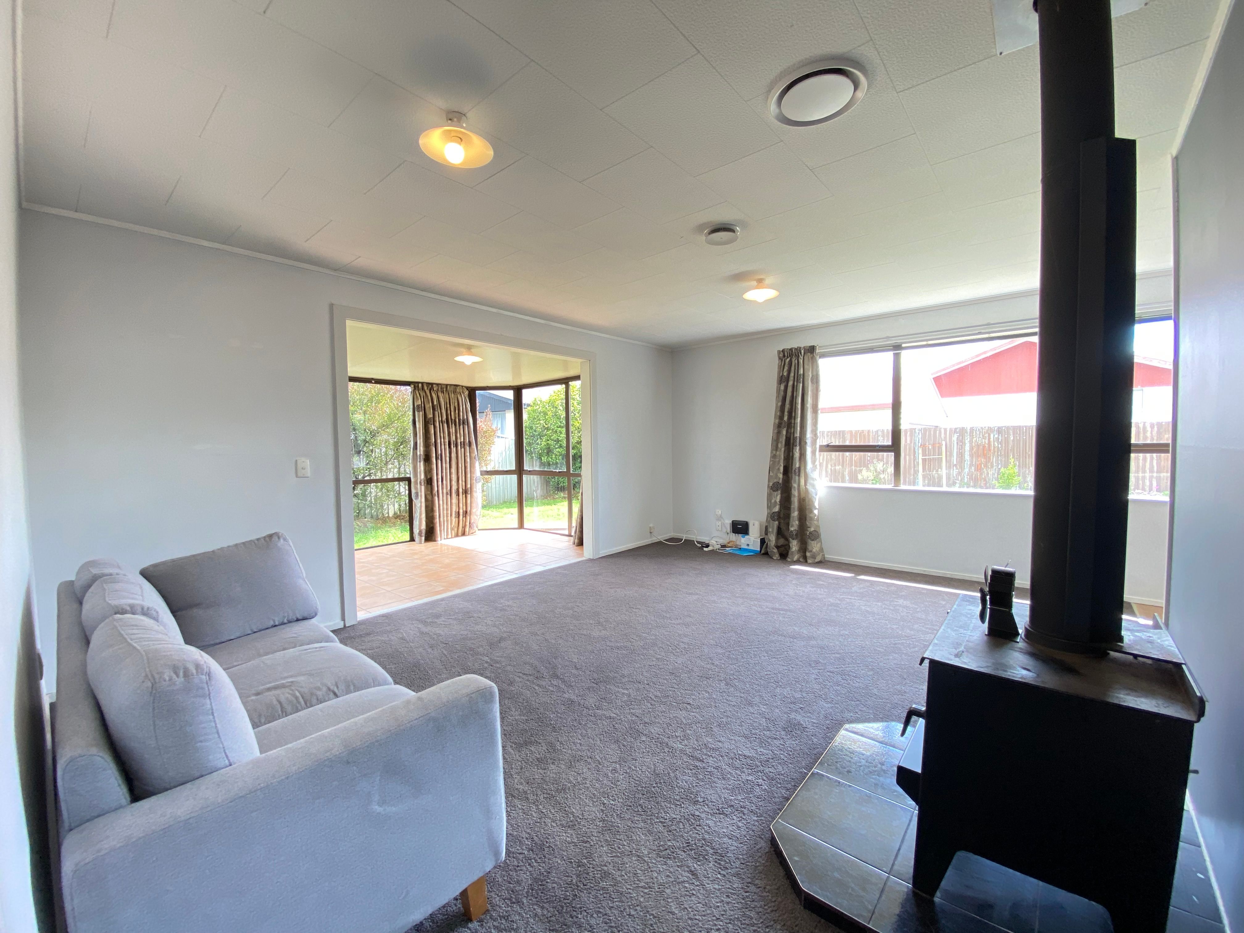 5b John Street, Rolleston, Selwyn District 7614 - House for Rent - Ray ...