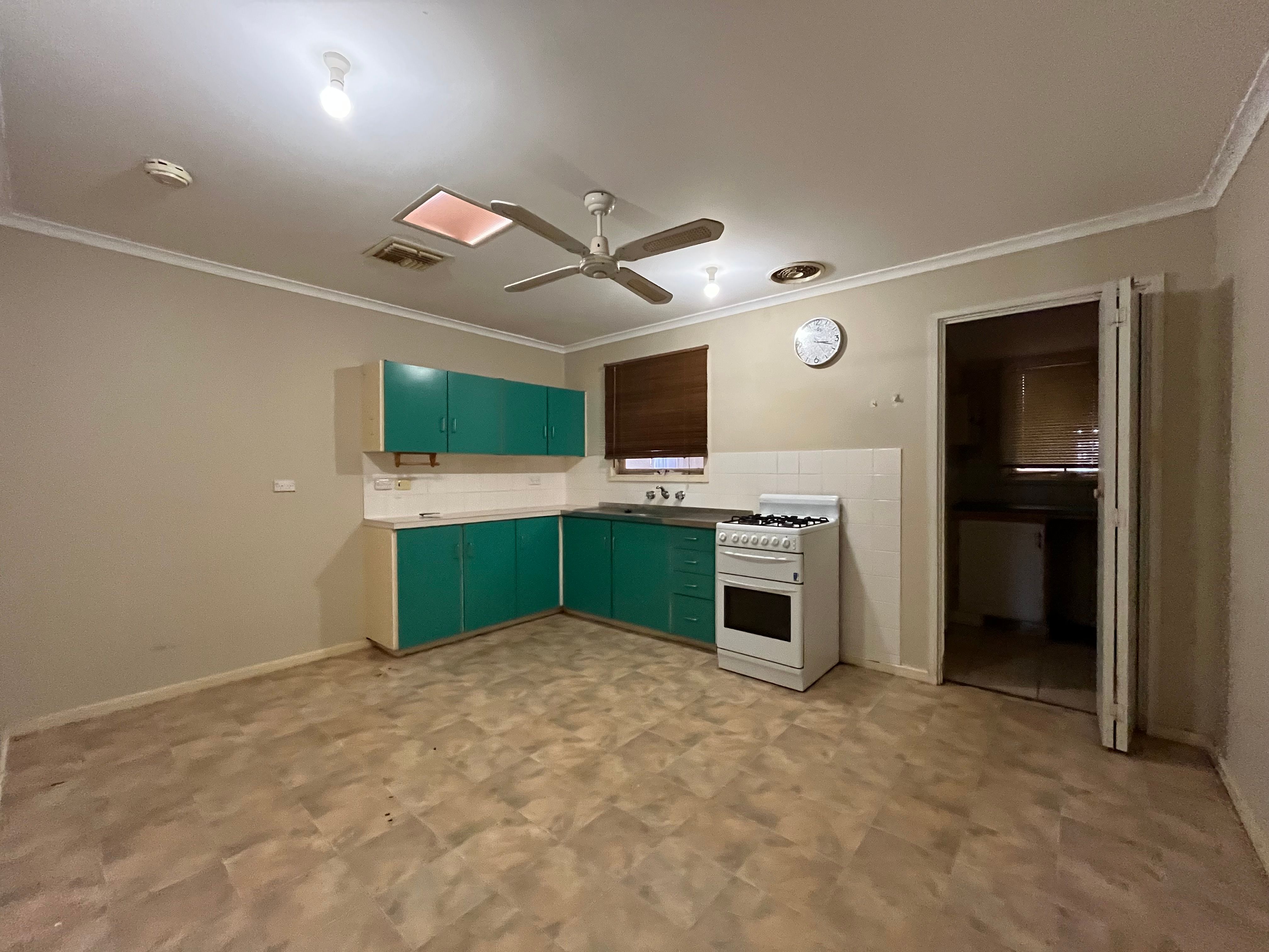 16 Domeyer Court, Port Augusta West, SA 5700 - Leased House - Ray White ...