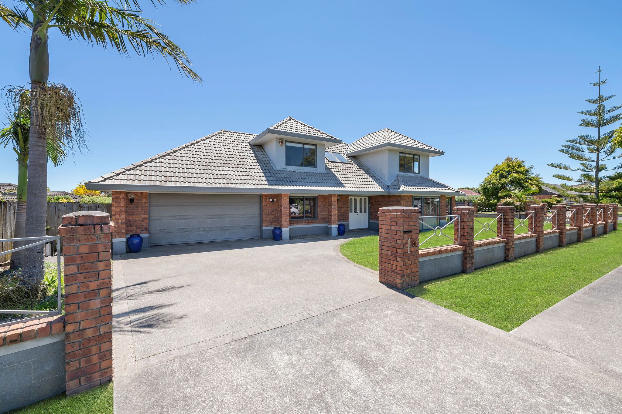 1 Eiger Place, Northpark, Manukau City 2014 - Sold House - Ray White Botany