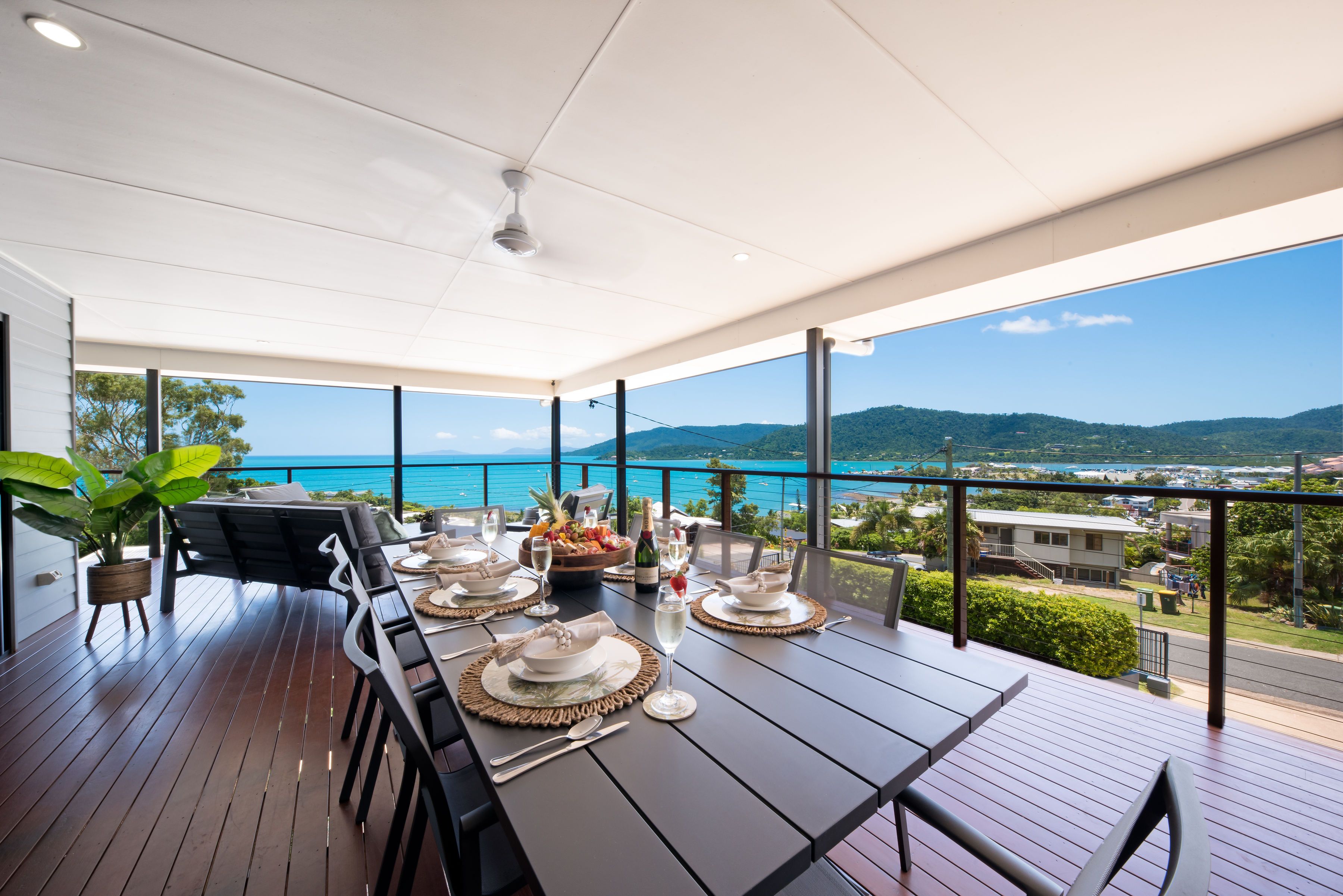 4 Simmons Street, Airlie Beach, QLD 4802 - Sold House - Ray White ...