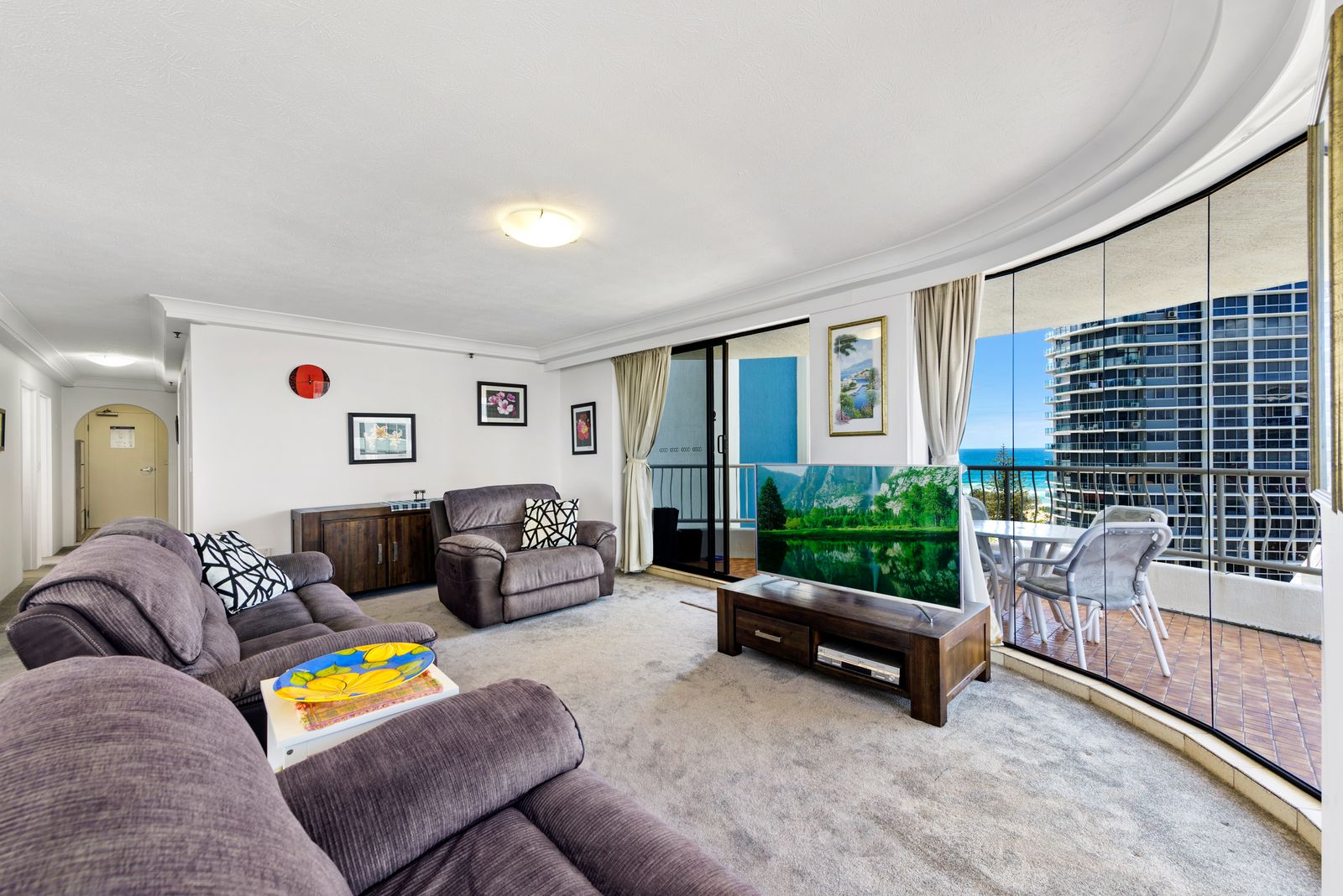 9D/30 Laycock Street, Surfers Paradise, QLD – Home For Sale • Ray White