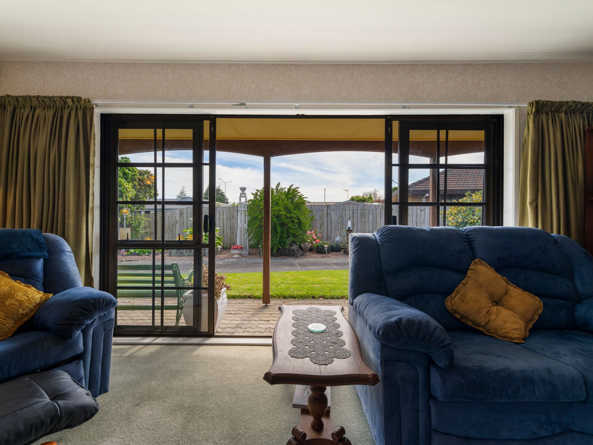 3 Kamulla Court, Conifer Grove, Manukau City 2105 - Sold House - Ray ...