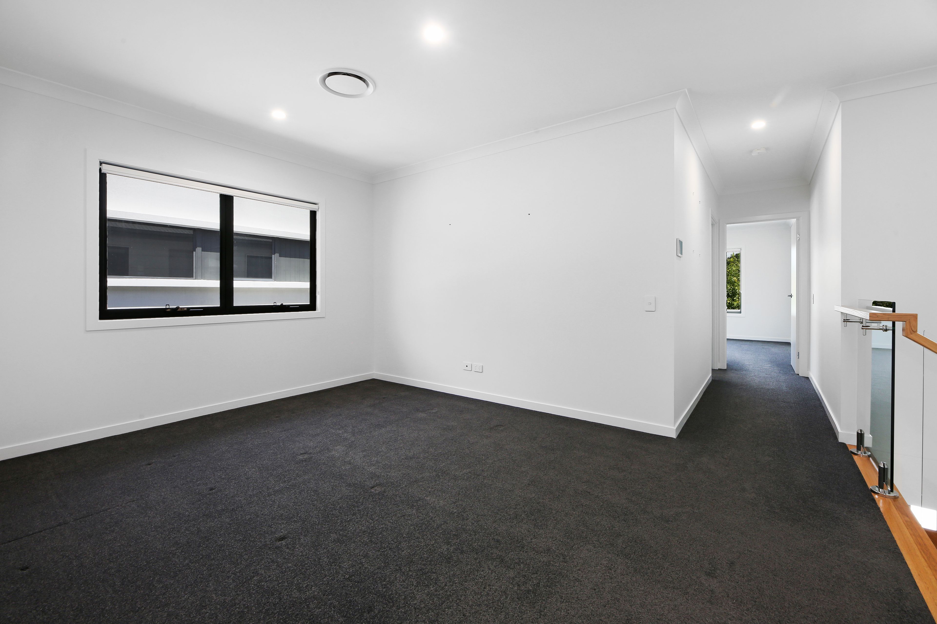 8 Santa Monica Boulevard, Hope Island, QLD 4212 - Leased House - Ray ...