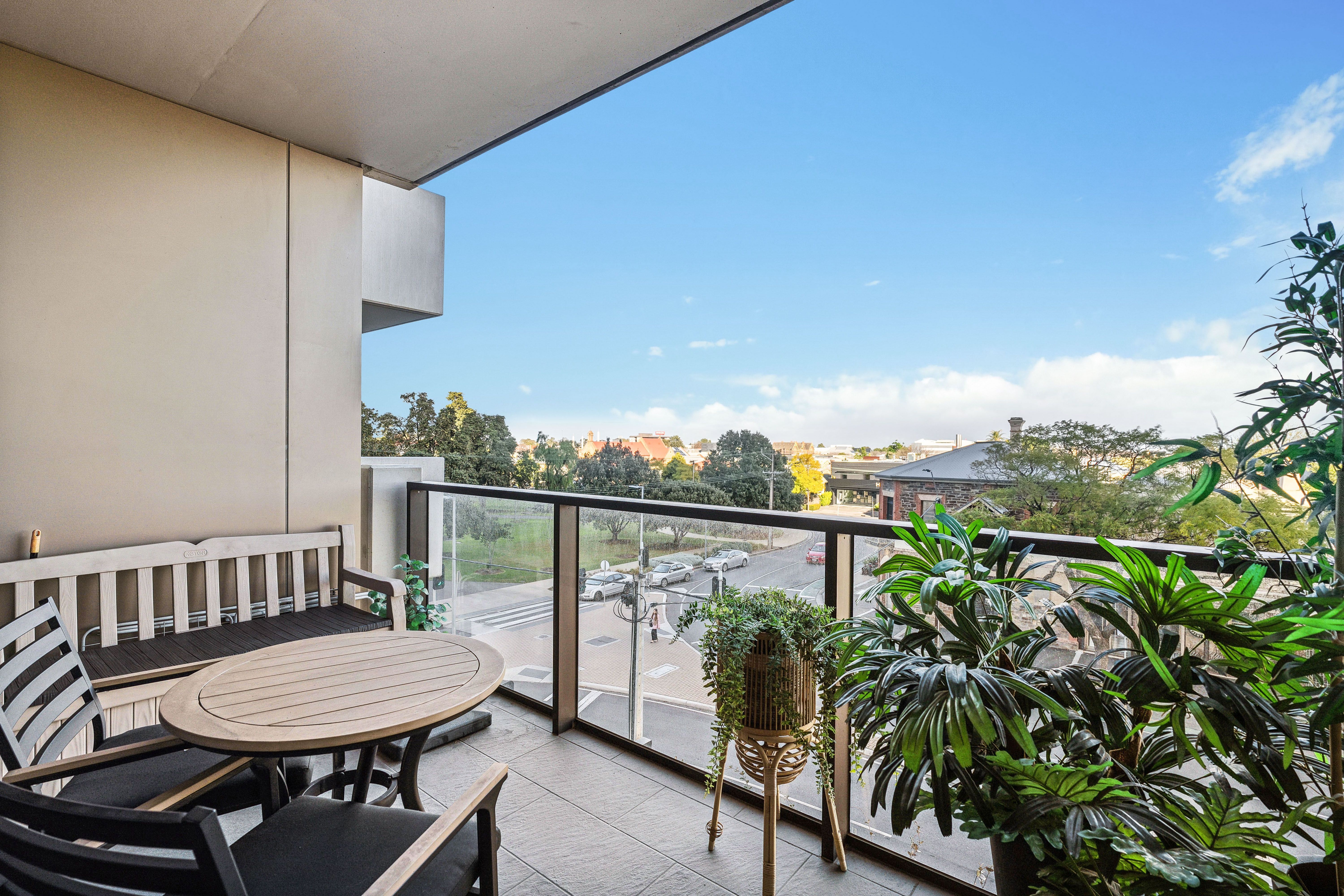 Ray White Adelaide City