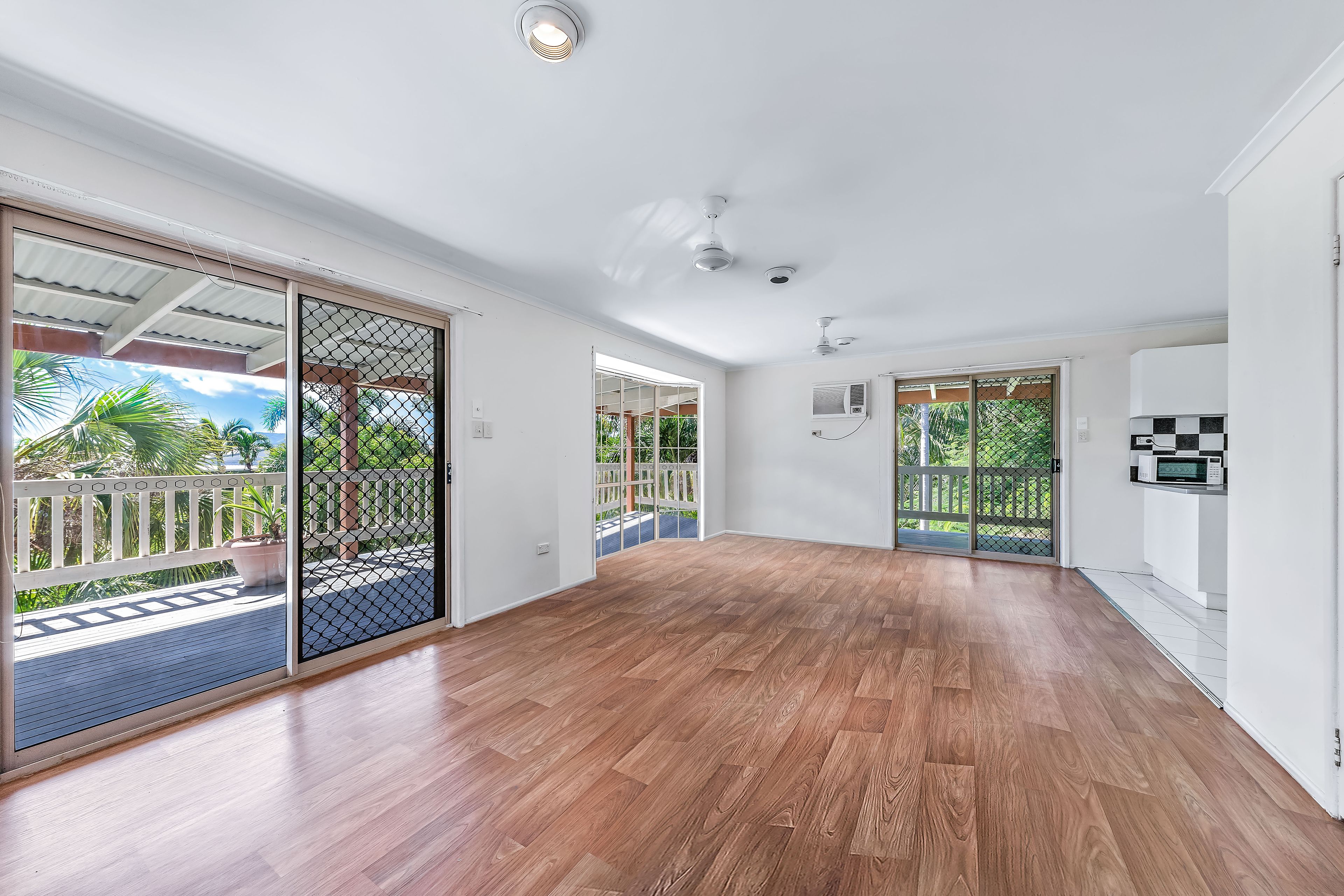 3 Rattray Avenue, Hideaway Bay, QLD 4800 - Sold House - Ray White ...