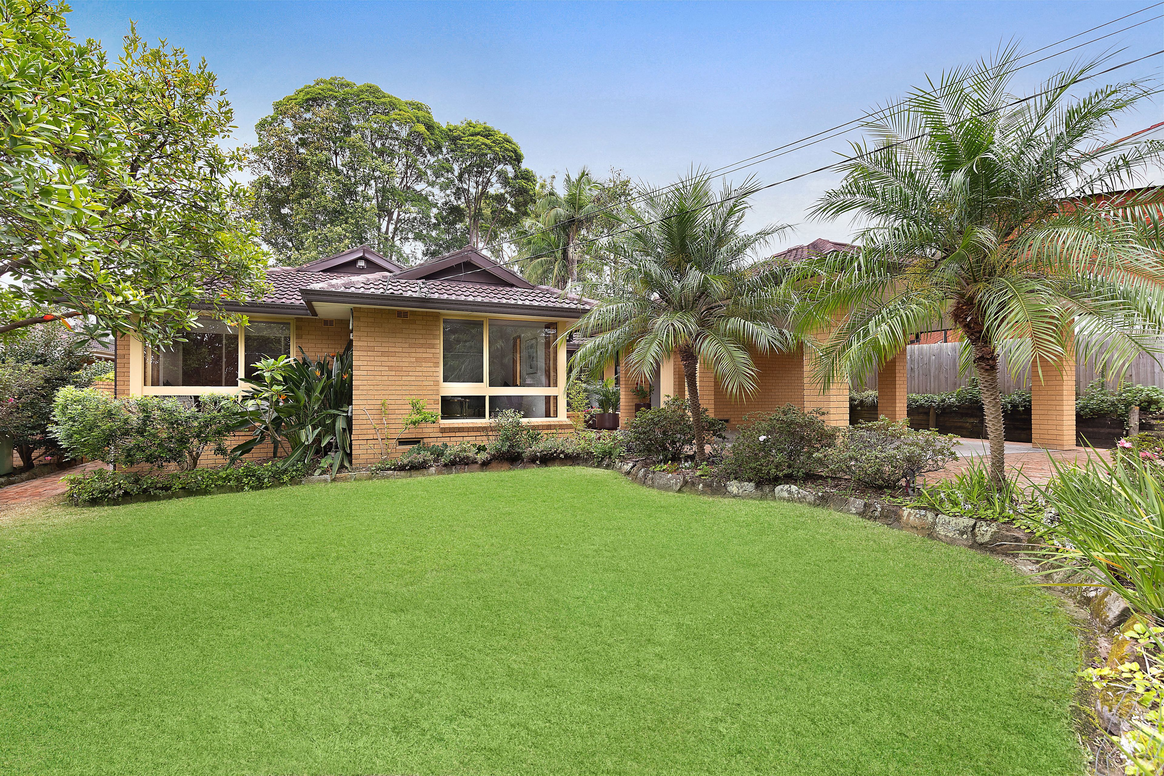 1 Blackburn Street, St Ives, NSW 2075 - Sold House - Ray White Upper ...