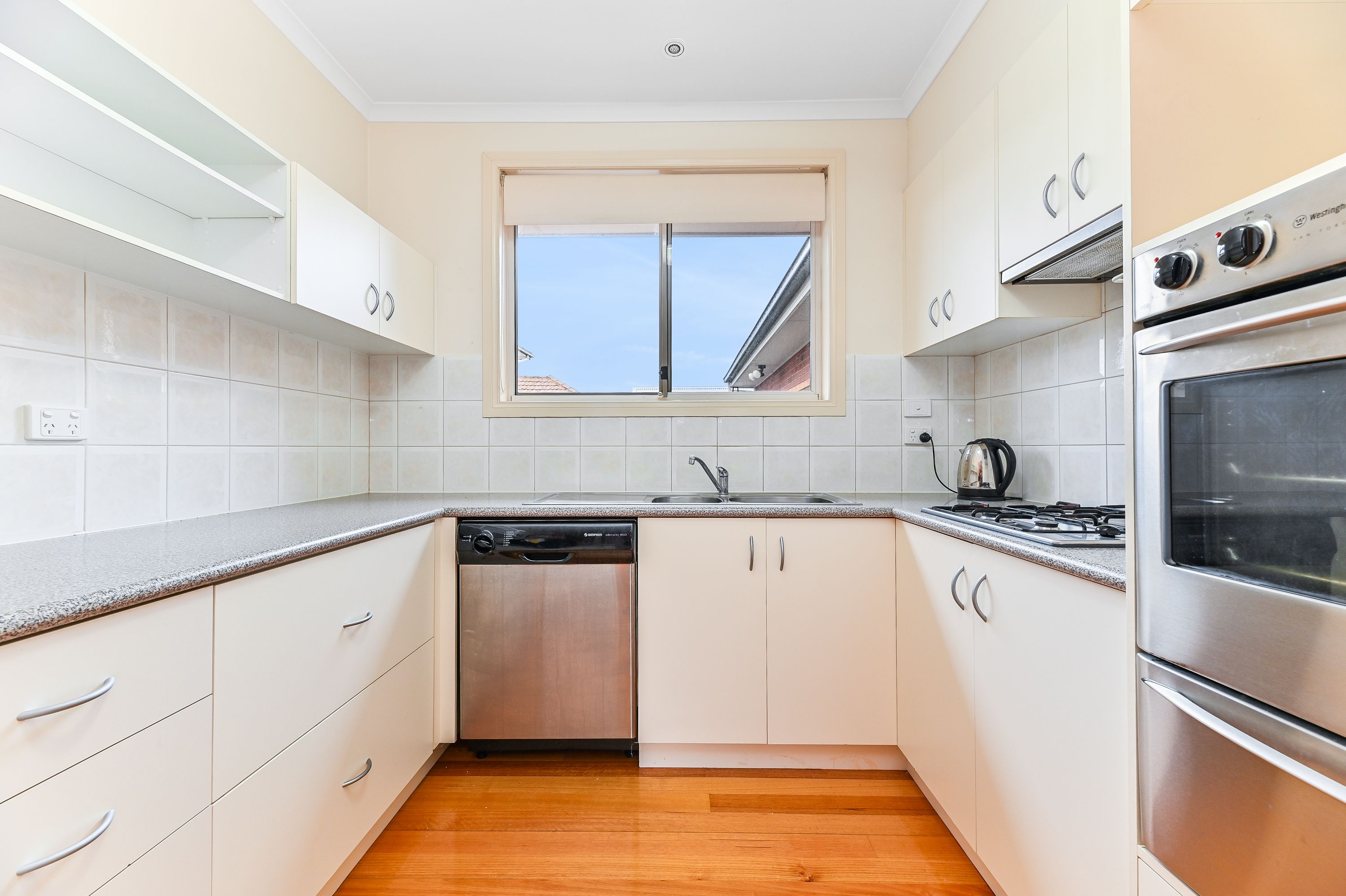 2/29 Donald Street, Mount Waverley, VIC 3149 - Sold Unit - Ray White ...