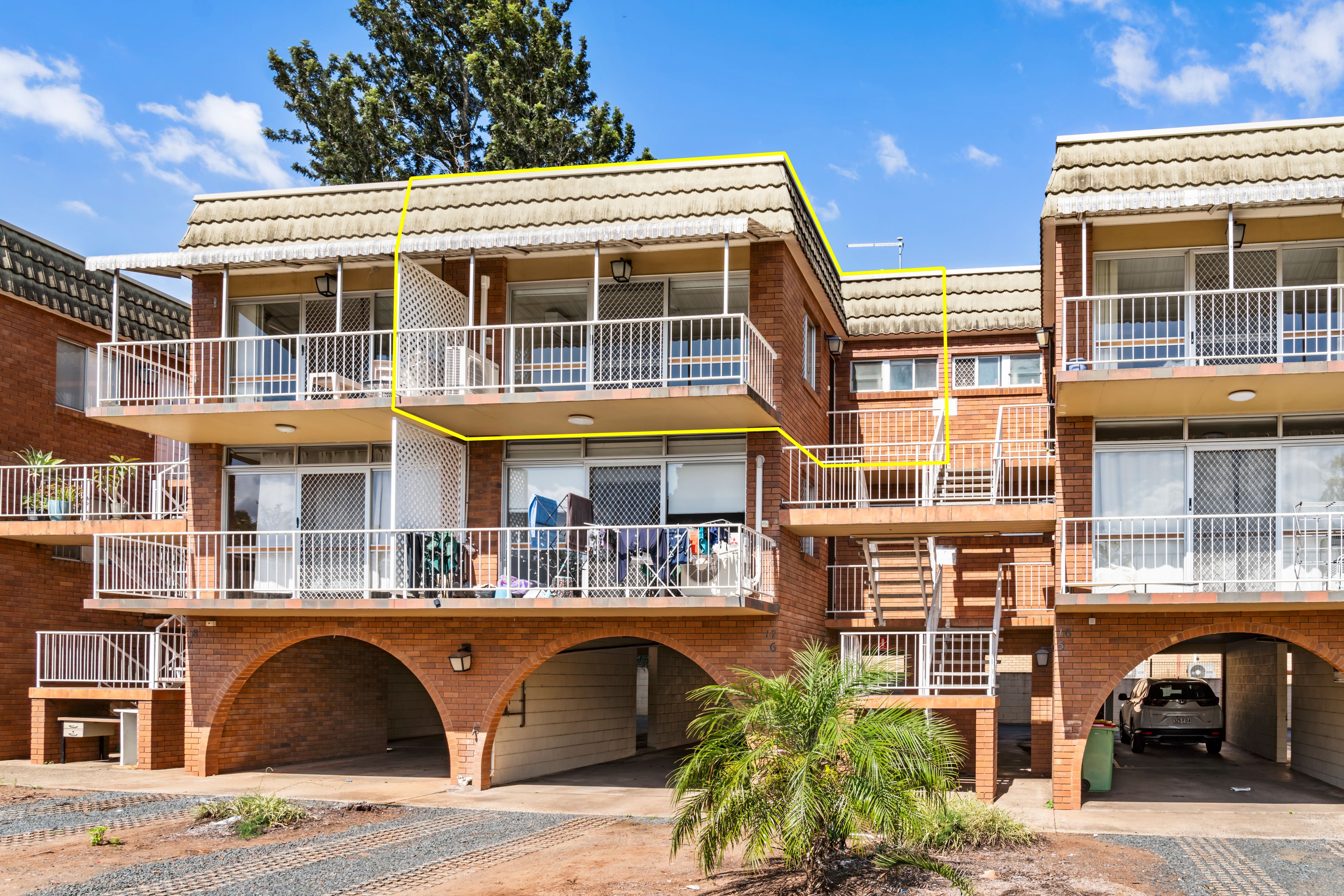 Ray White Highfields - Selling All Areas