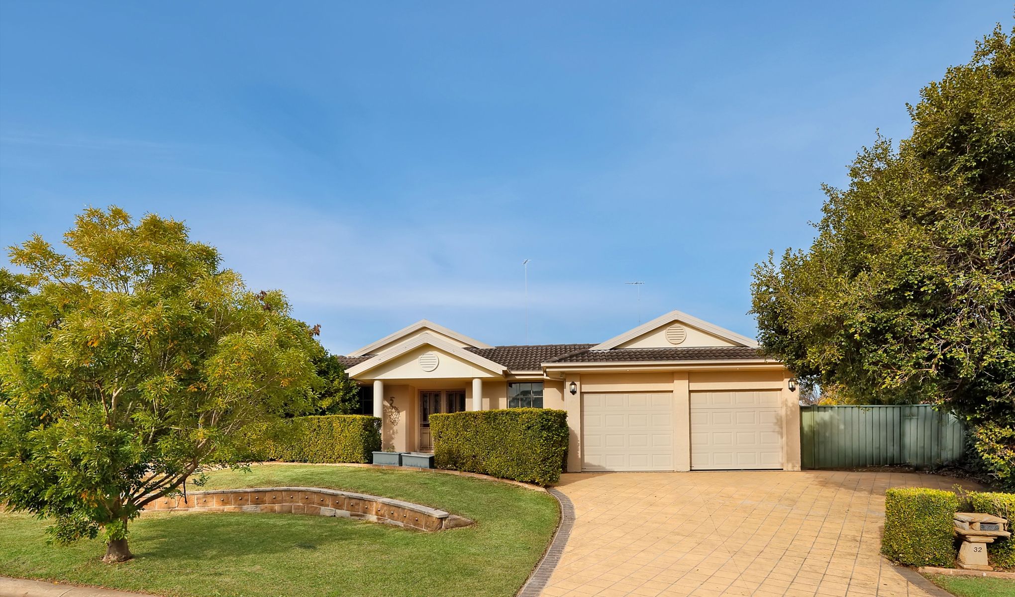 32 Torquay Terrace, Glenmore Park, NSW 2745 - Sold House - Ray White ...