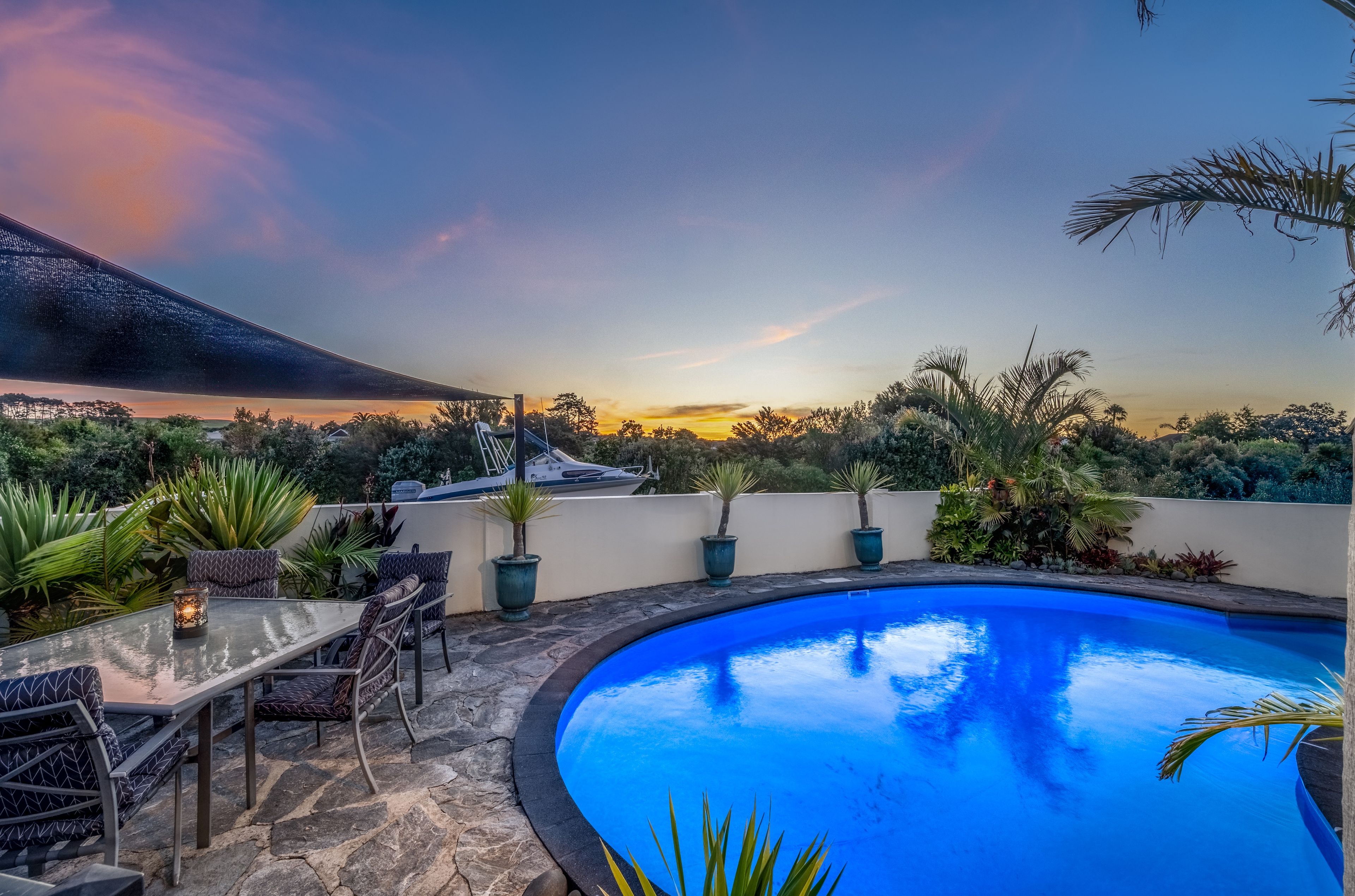 43 Corta Bella Place, Golflands, Manukau City 2013 - Sold House - Ray ...