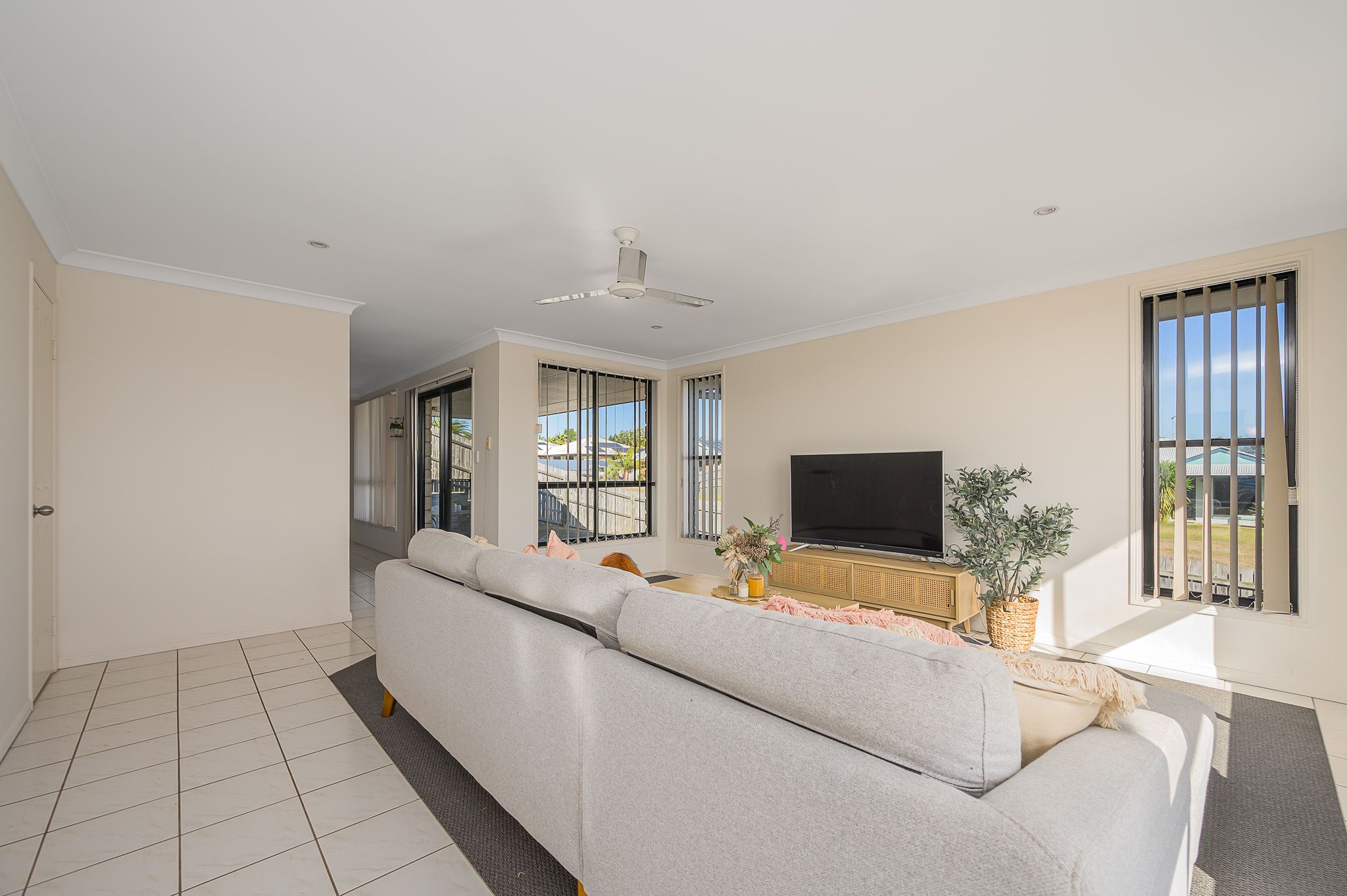 17a Whitbread Road, Clinton, QLD 4680 - Sold DuplexSemi-detached - Ray ...