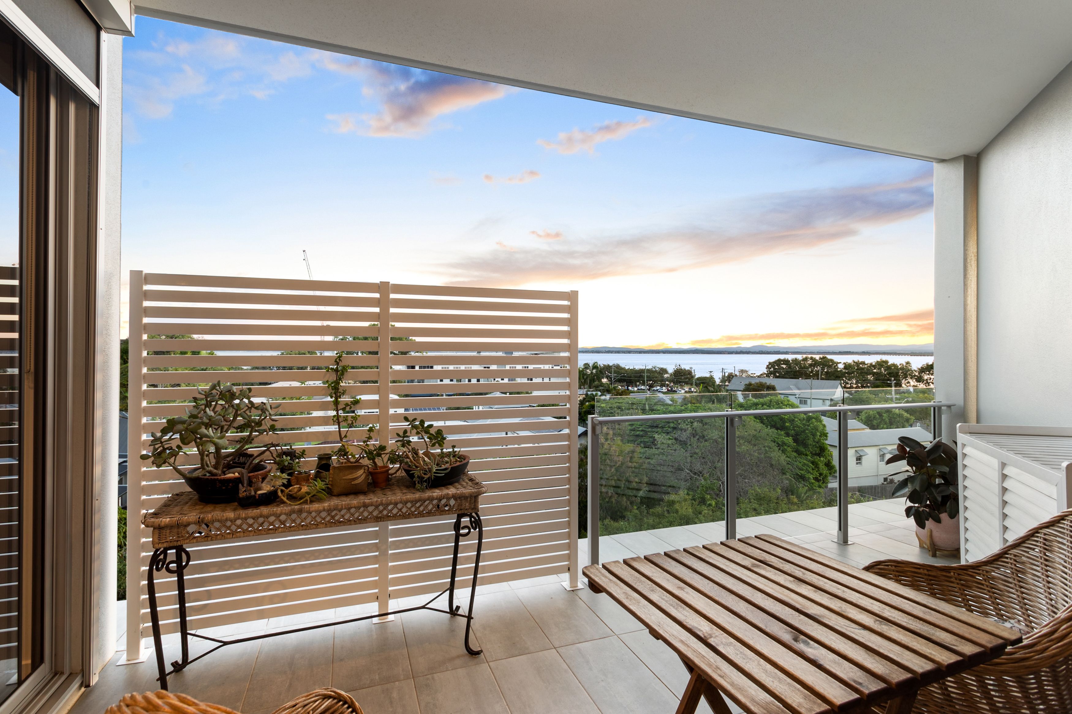 402/29 Caroline Street, Woody Point, QLD 4019 - Sold Unit - Ray White ...