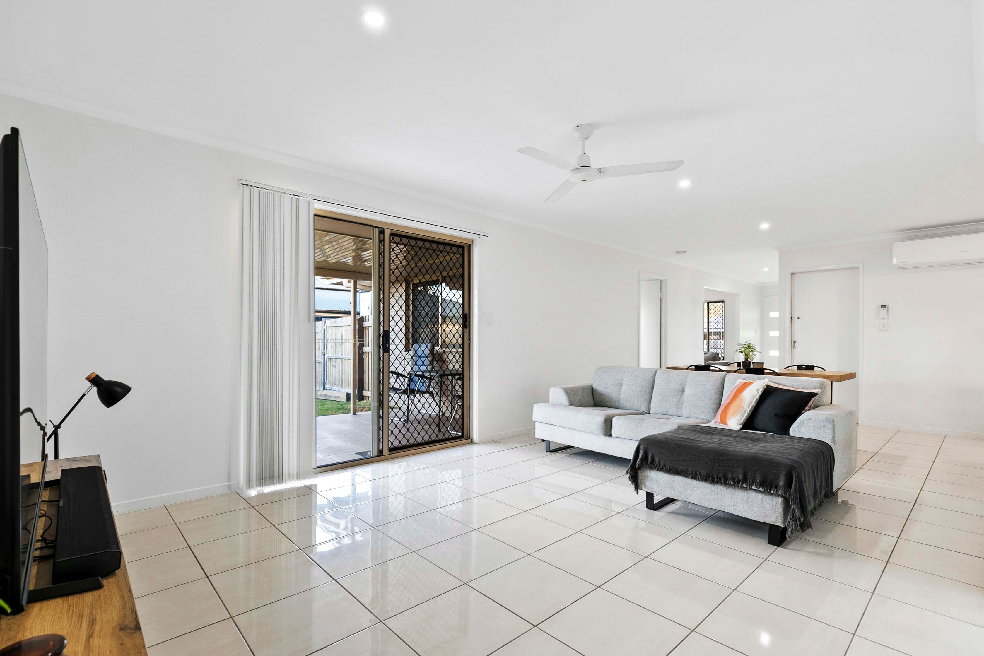 11 Shearwater Street, Kawungan, QLD 4655 - House for Rent - Ray White ...