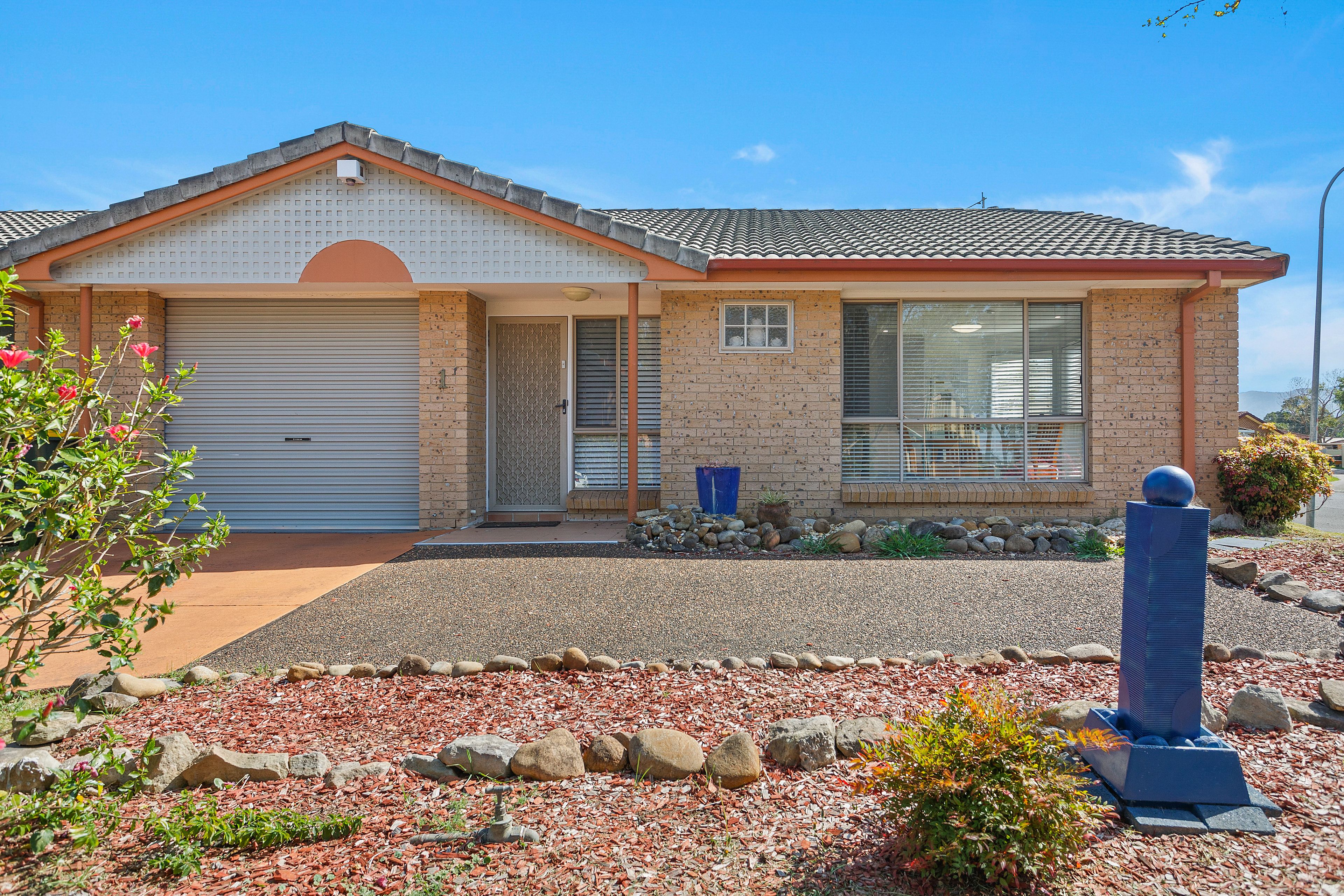 1/1 Ball Place, Albion Park Rail, NSW 2527 - Leased Villa - Ray White ...
