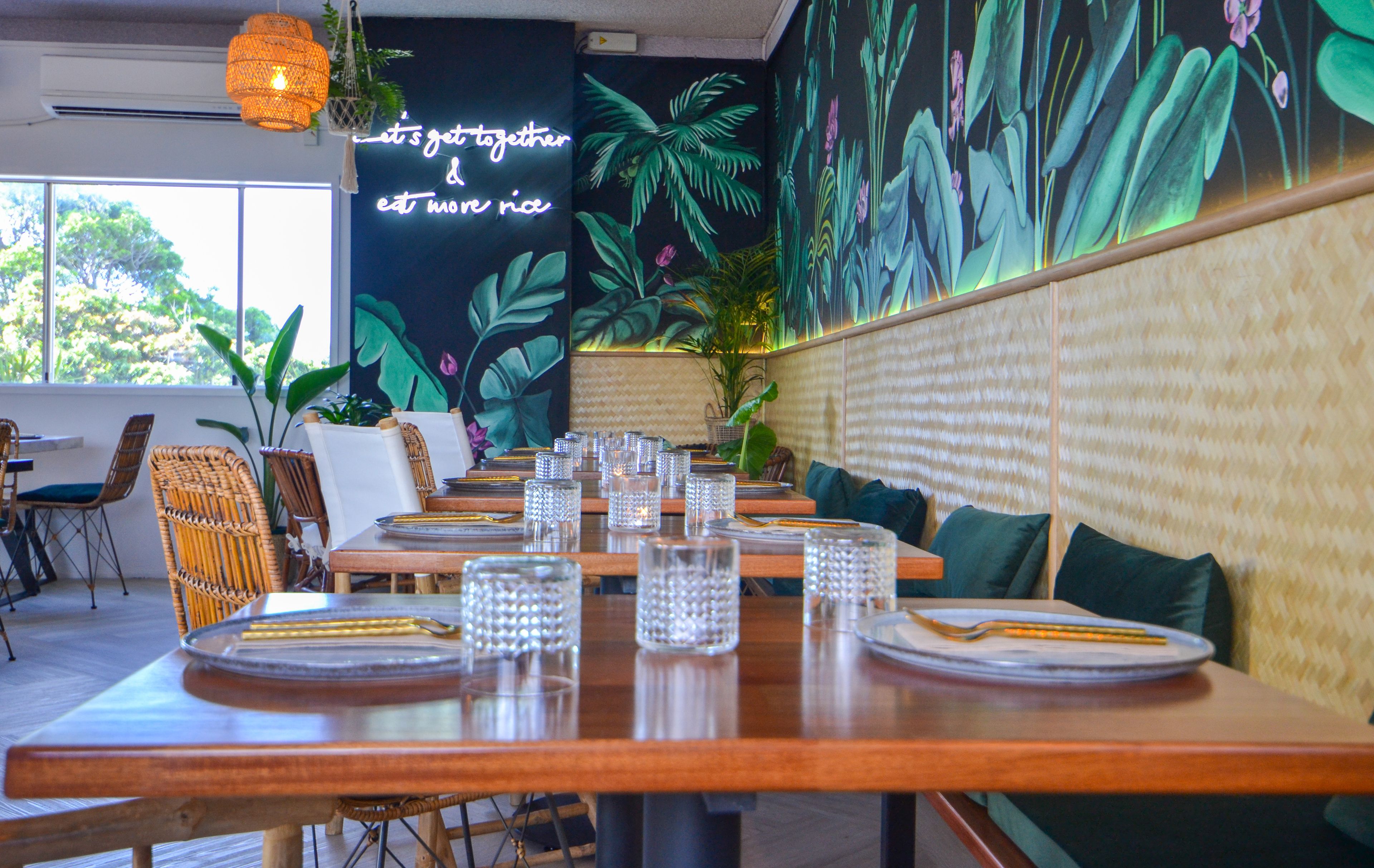 7/443 Golden Four Drive, Tugun, QLD 4224 - Sold Restaurant Business ...