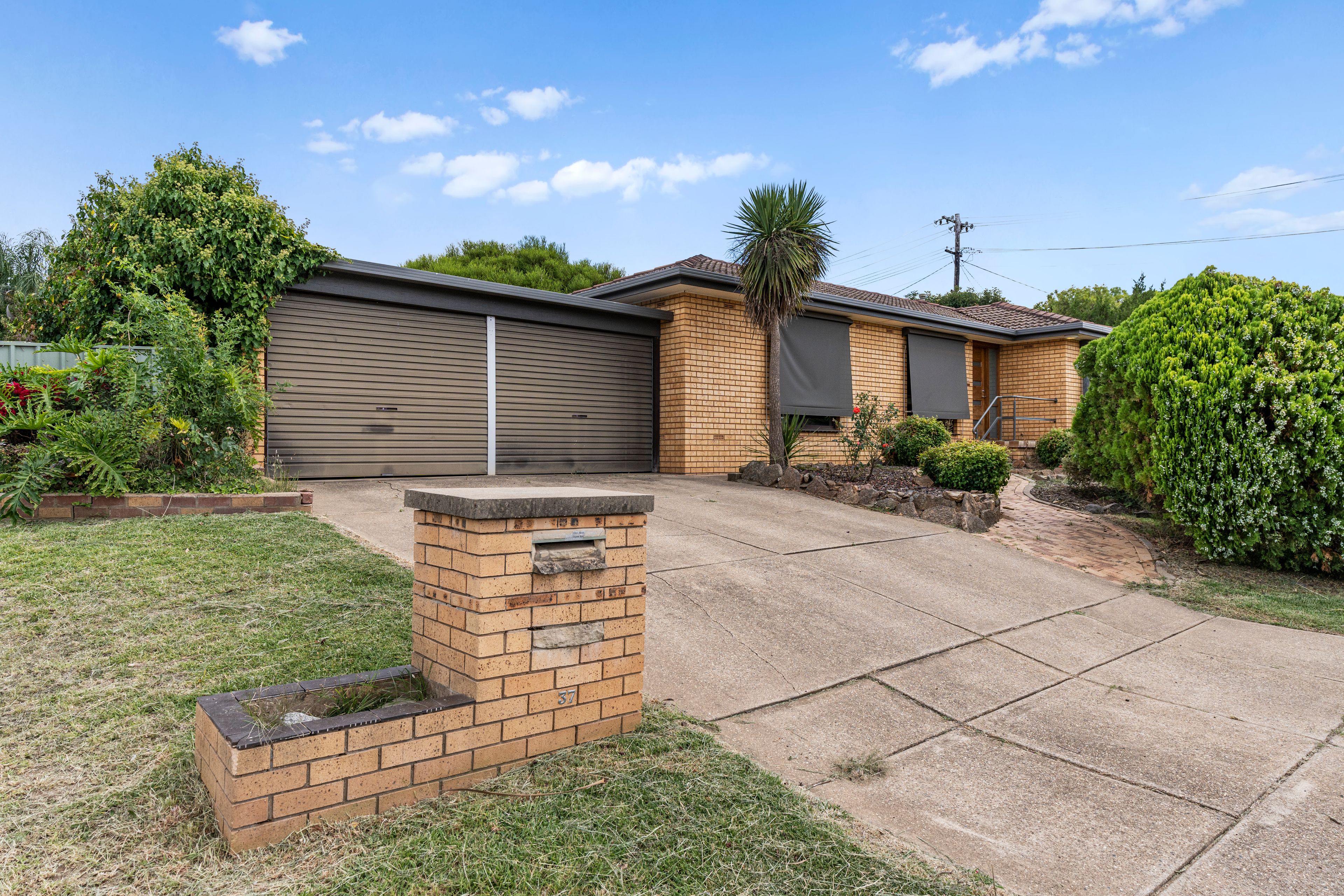 37 Merinda Crescent, Kooringal, NSW 2650 - Sold House - Ray White Wagga ...