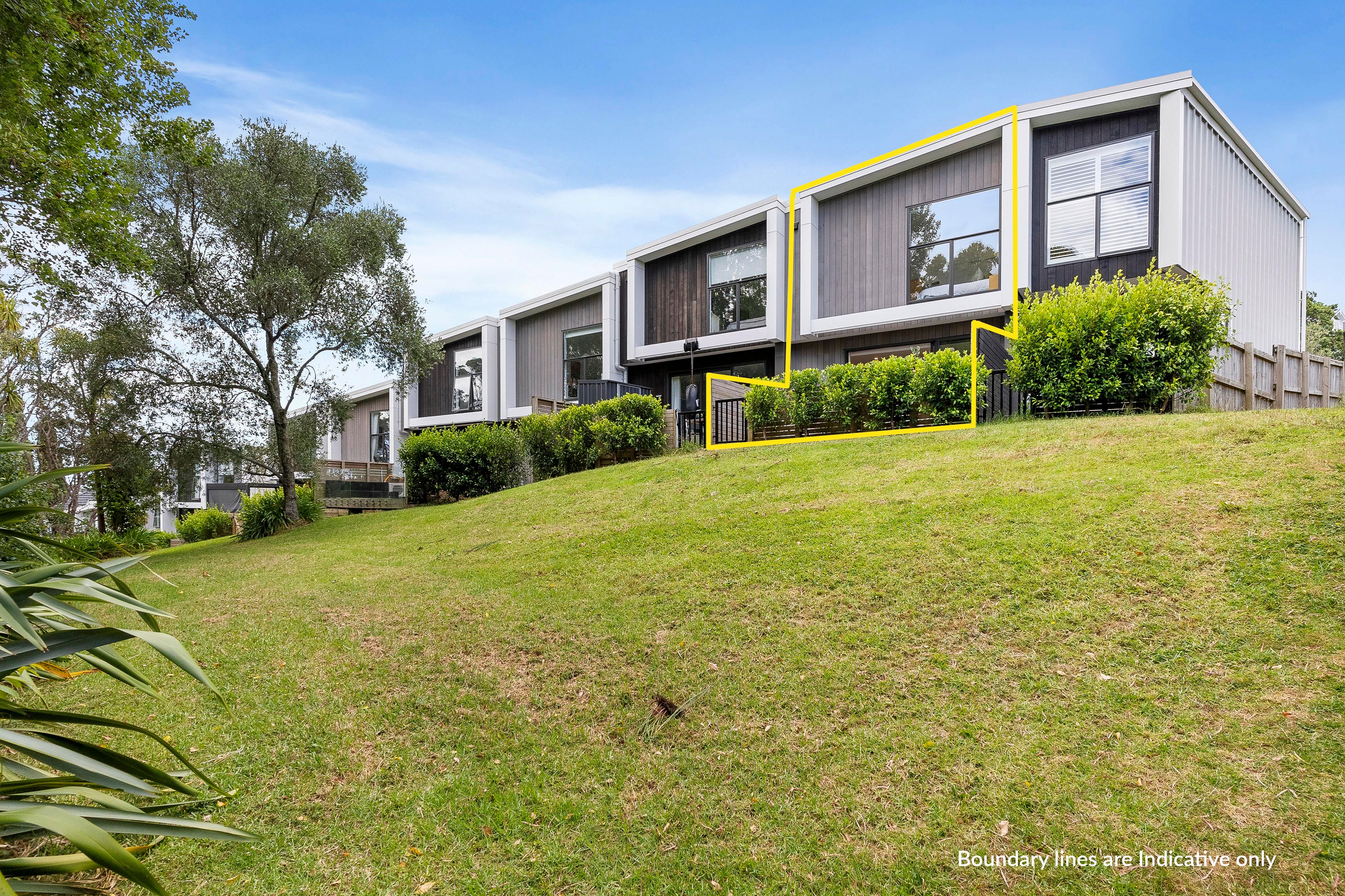 2/78 Orakei Road, Remuera, Auckland City 1072 - Sold Townhouse - Ray ...