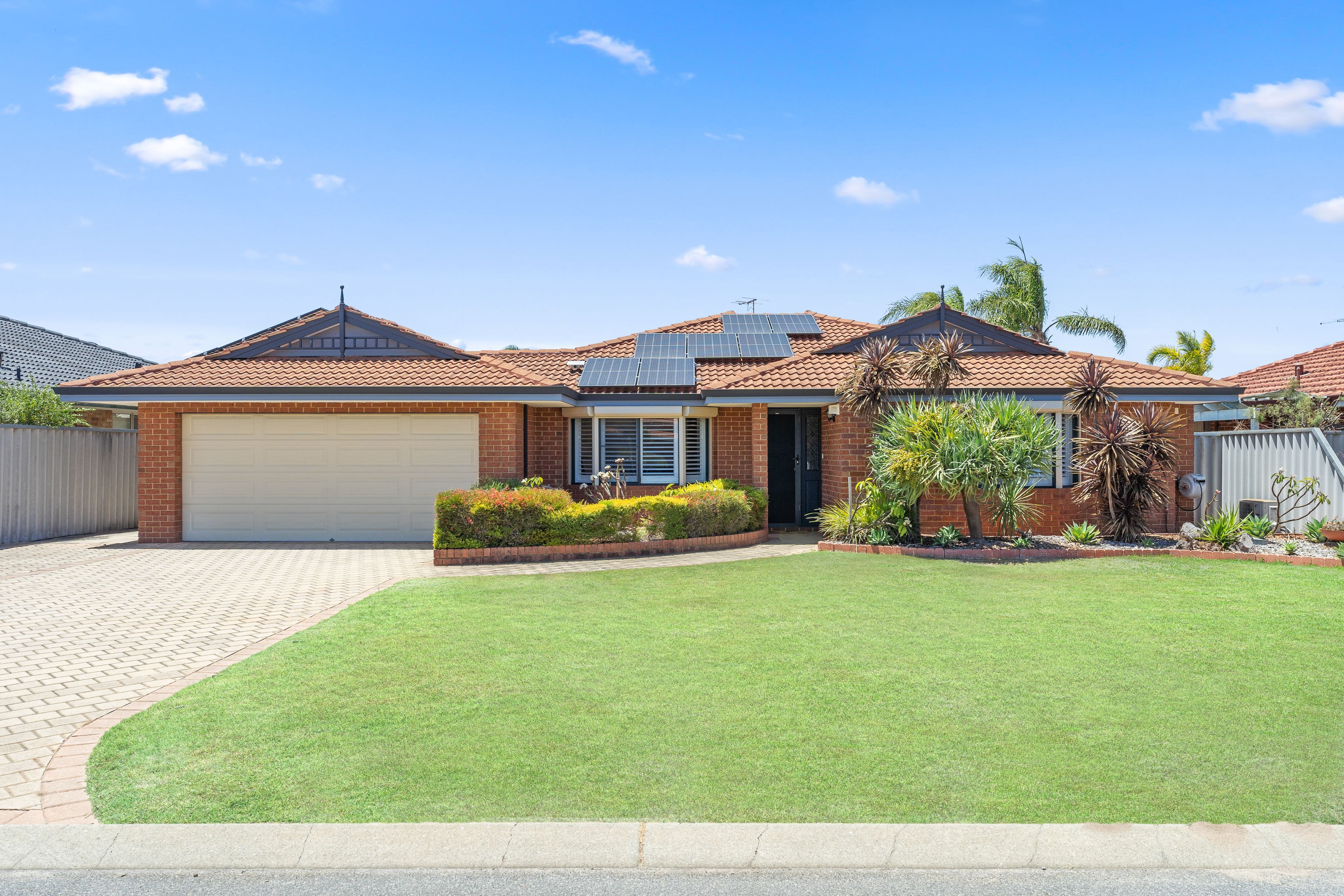 18 Mirror Cove, Waikiki, WA 6169 - Sold House - Ray White Rockingham ...