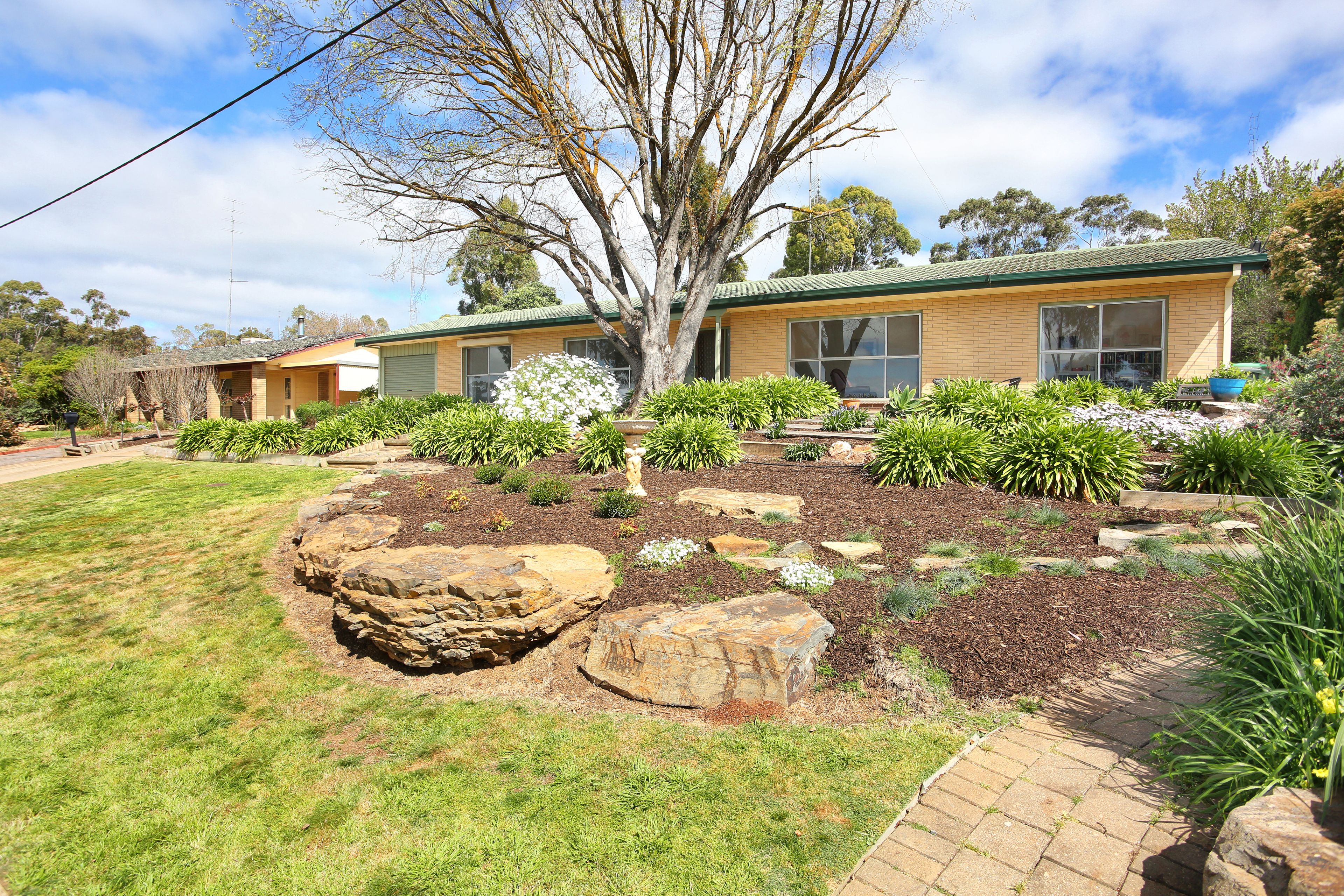 Ray White Clare Valley