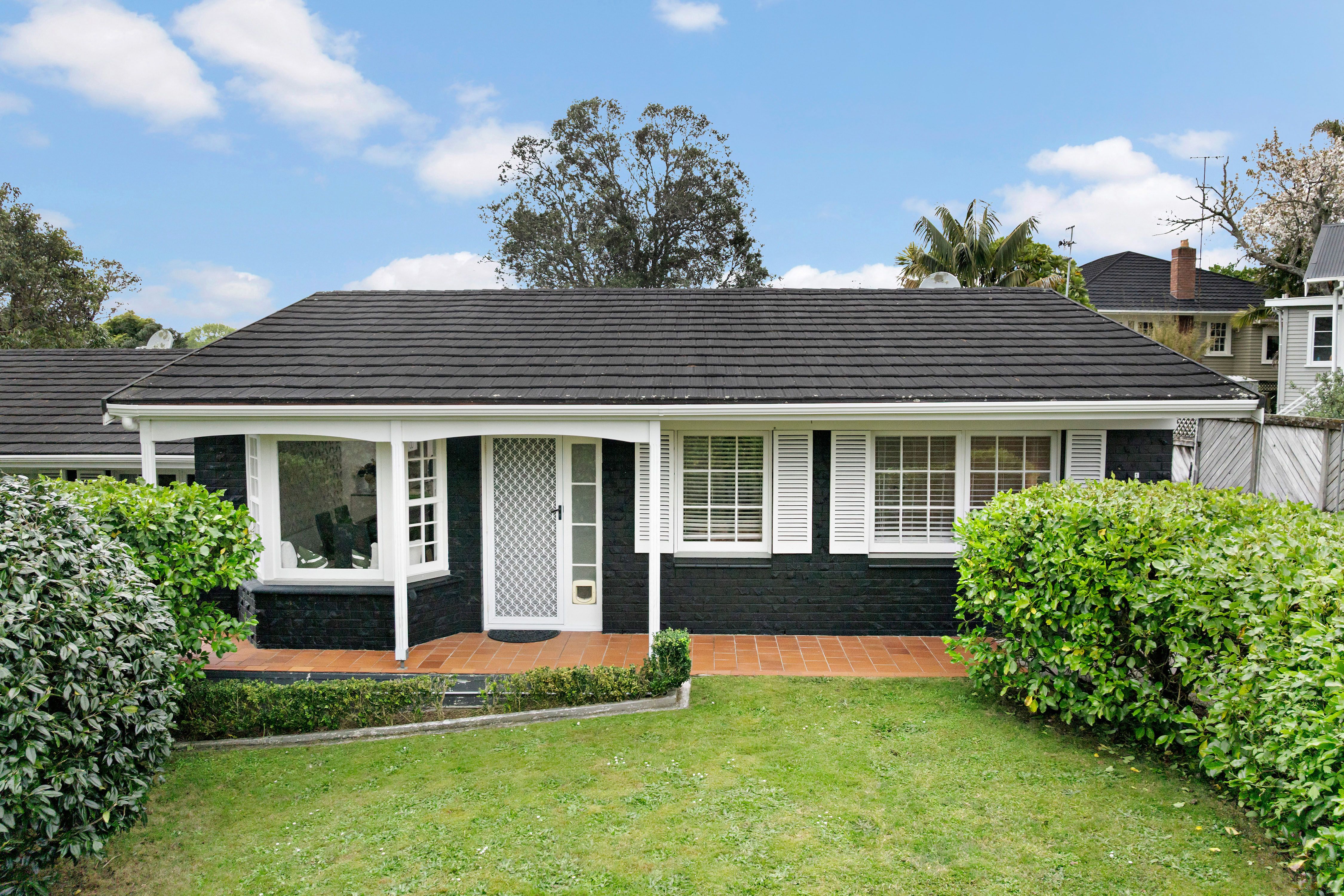 1/45A Asquith Avenue, Mt Albert, Auckland City 1025 - Sold Unit - Ray ...