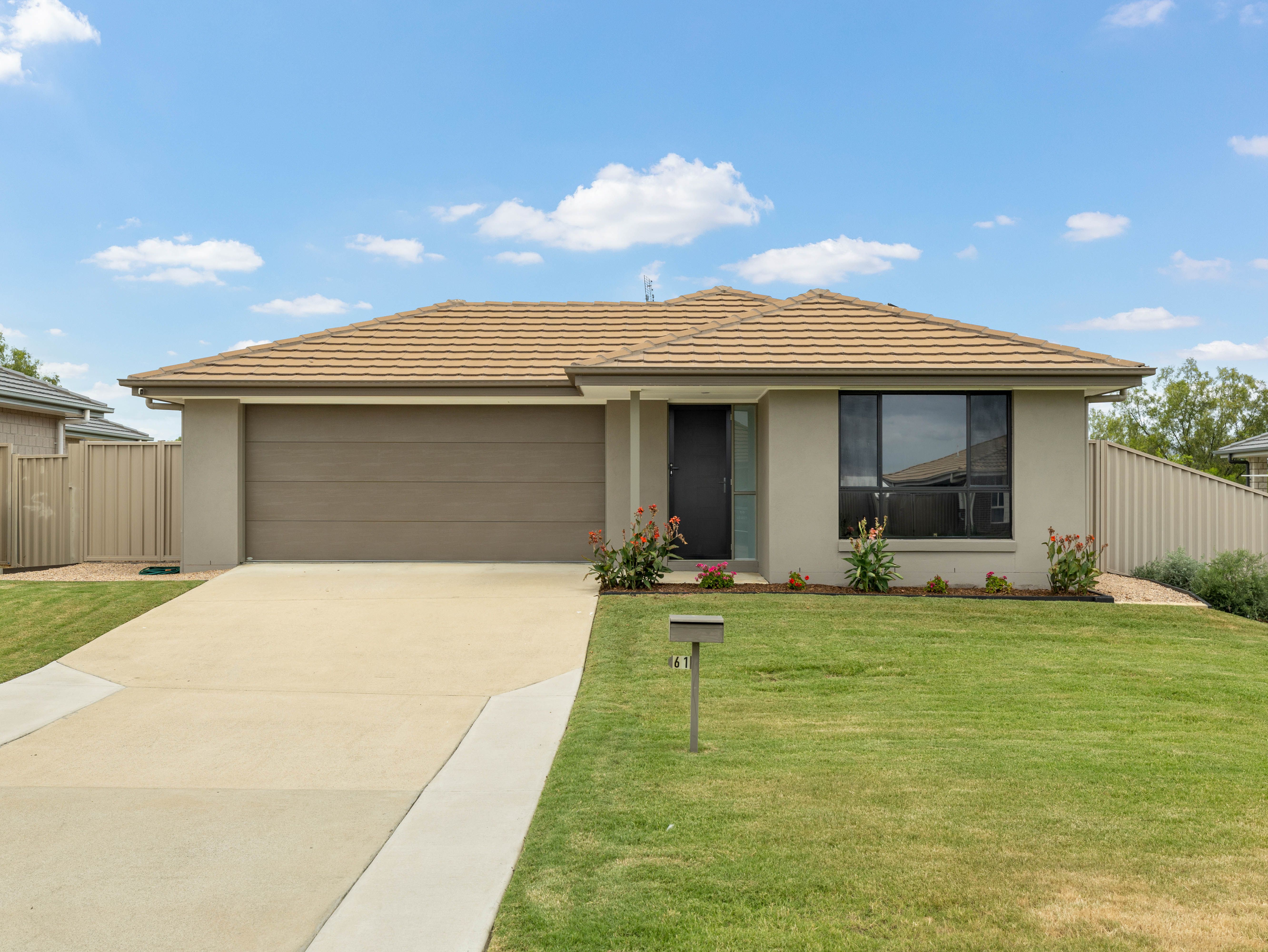 Ray White Springfield | Springfield Lakes