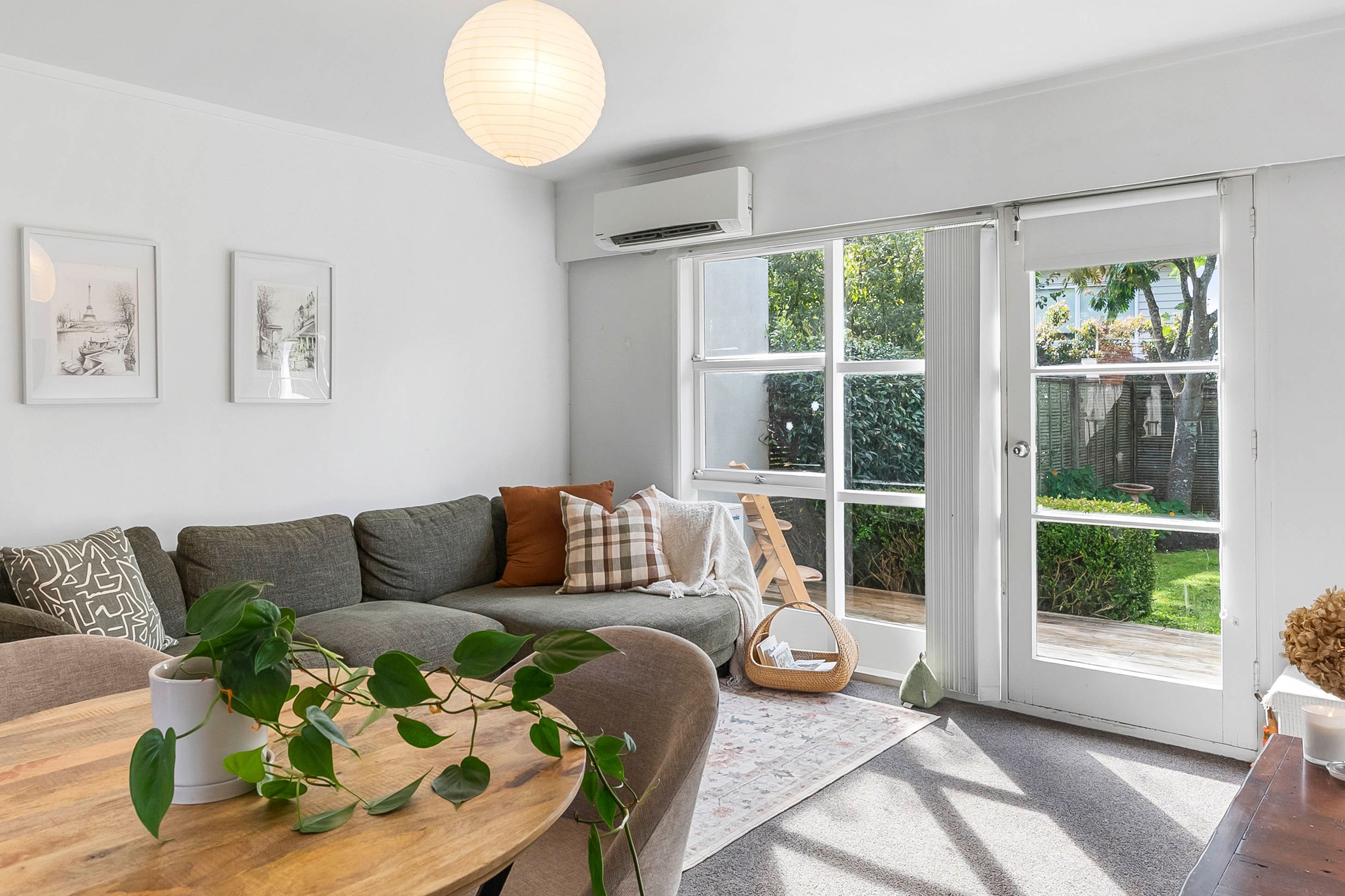 2/29 Ballarat Street, Ellerslie, Auckland City 1051 - Sold House - Ray ...
