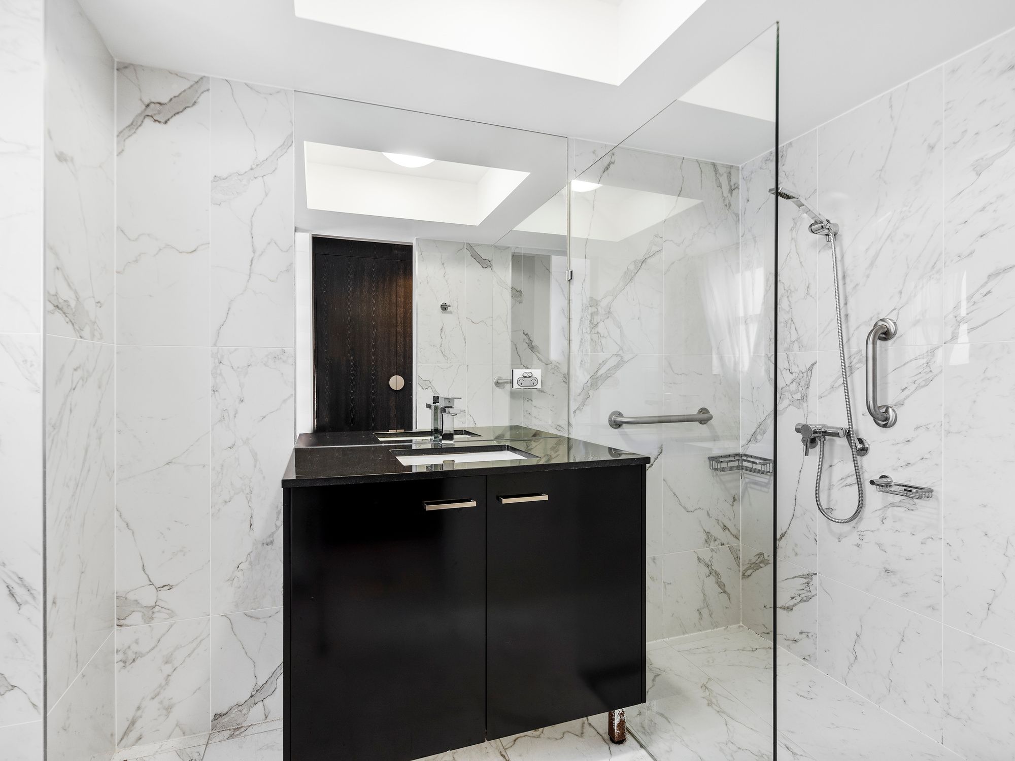 4/72 Marine Parade, Southport, QLD 4215 - Leased Apartment - Ray White ...