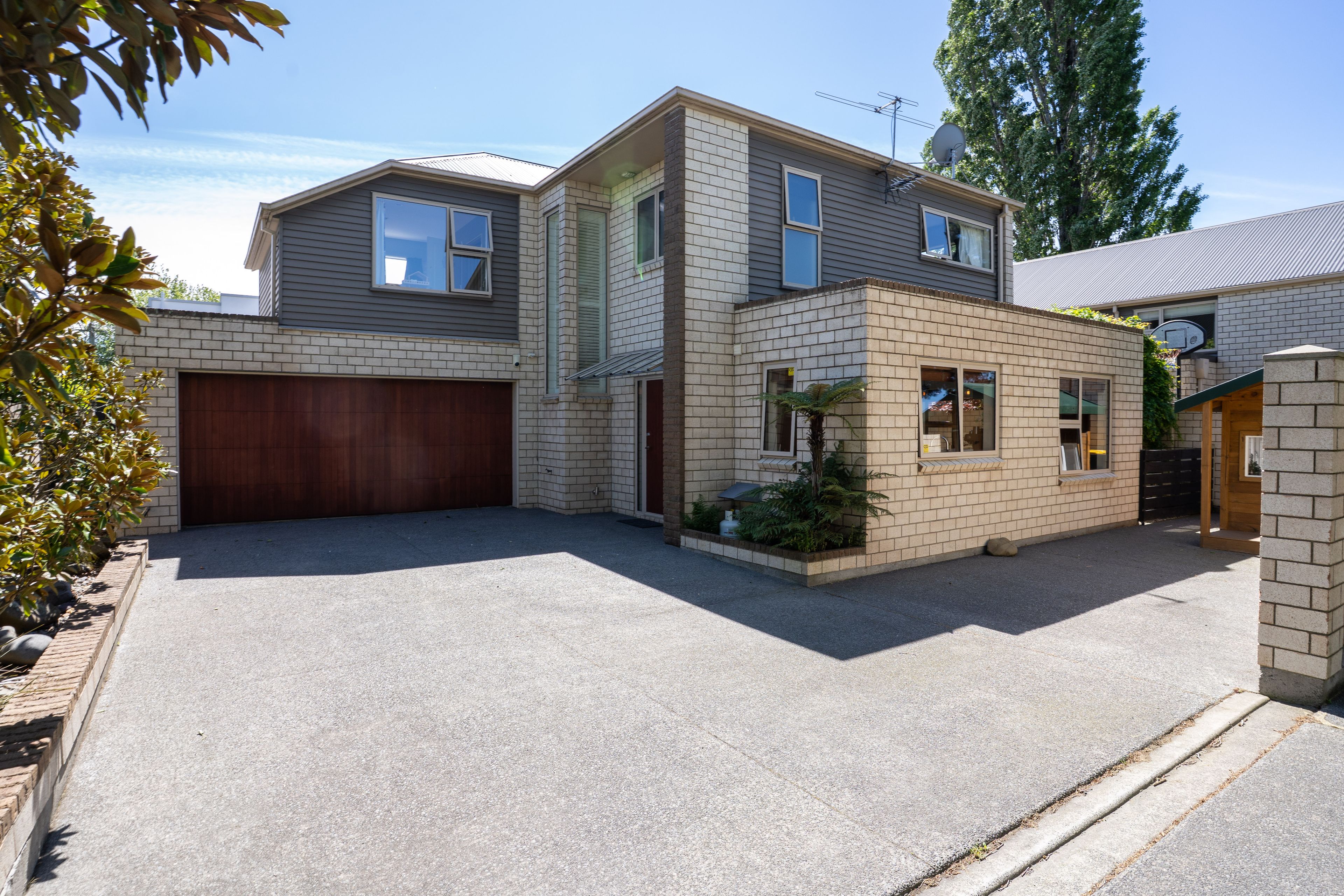 4 Fieldstone Lane, Spreydon, Christchurch City 8024 - Sold House - Ray ...