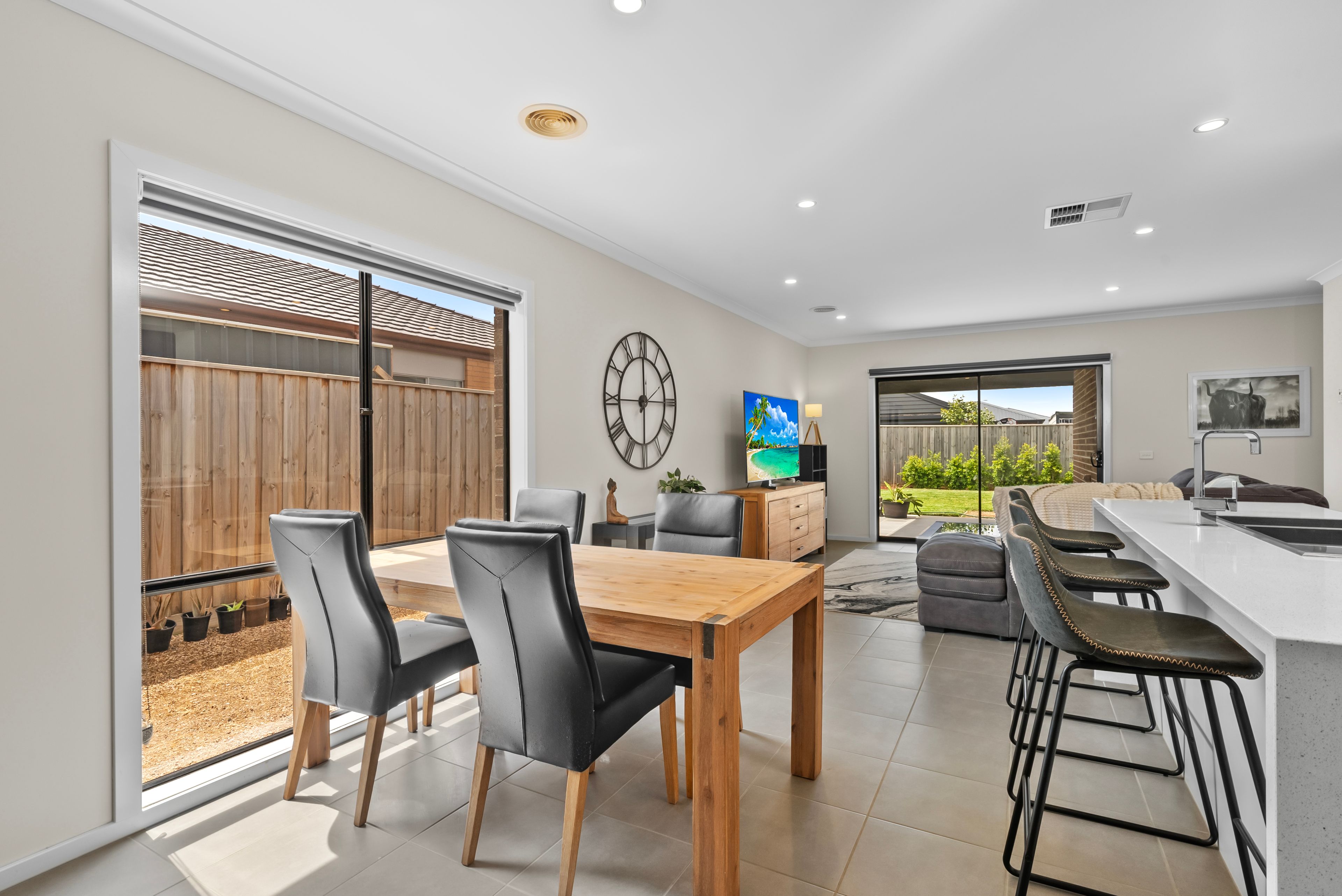 53 Calderwood Road, Maddingley, VIC 3340 - Sold House - Ray White ...