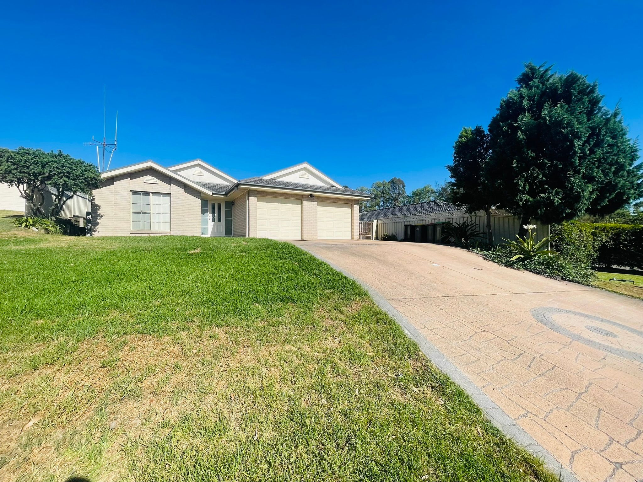 22a Willcox Avenue, Singleton Heights, NSW 2330 - Leased House - Ray ...