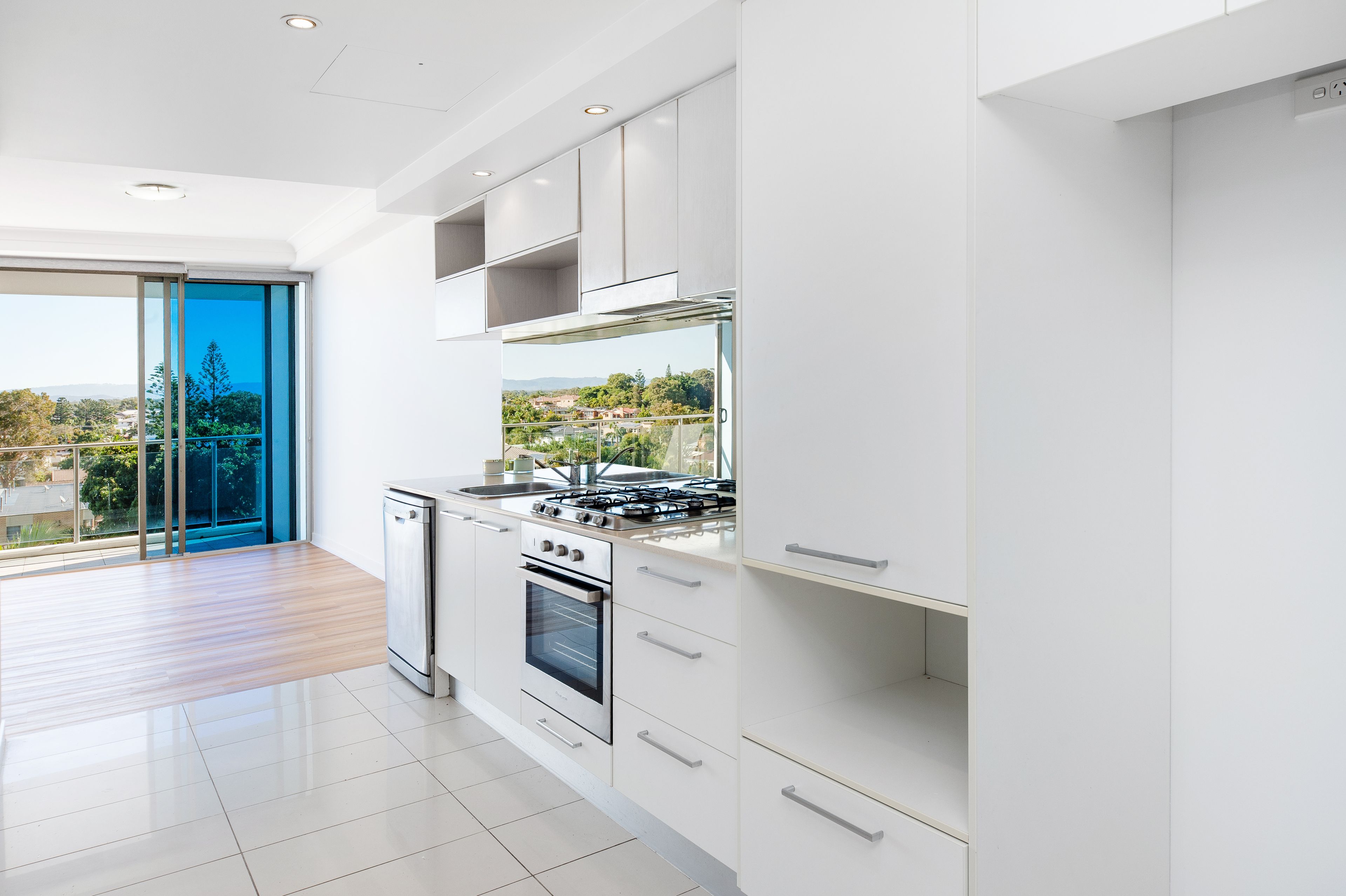 605/430 Marine Parade, Biggera Waters, QLD 4216 - Sold Apartment - Ray ...