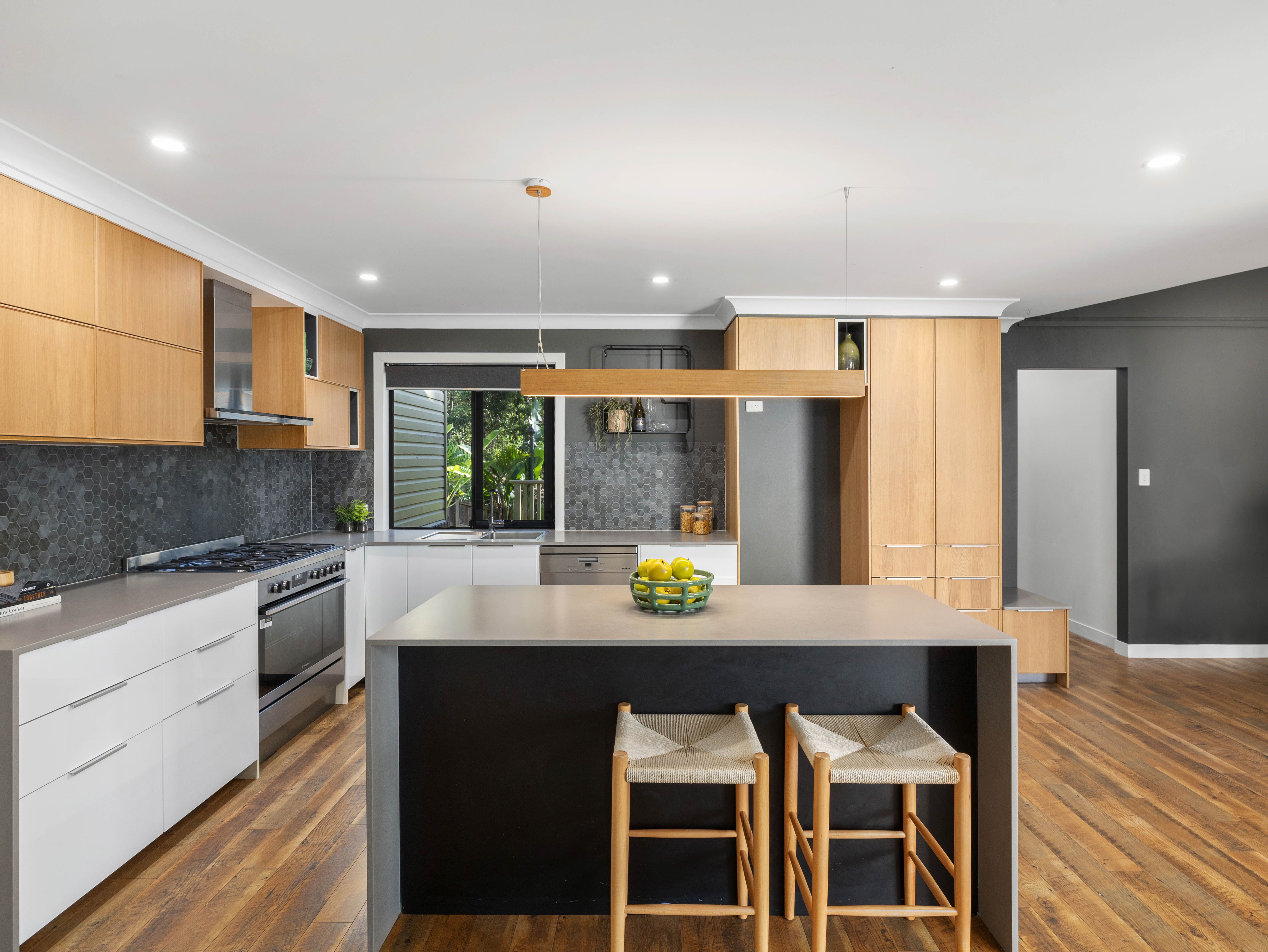 2/976 Samford Road, Keperra, QLD 4054 - Sold Townhouse - Ray White ...