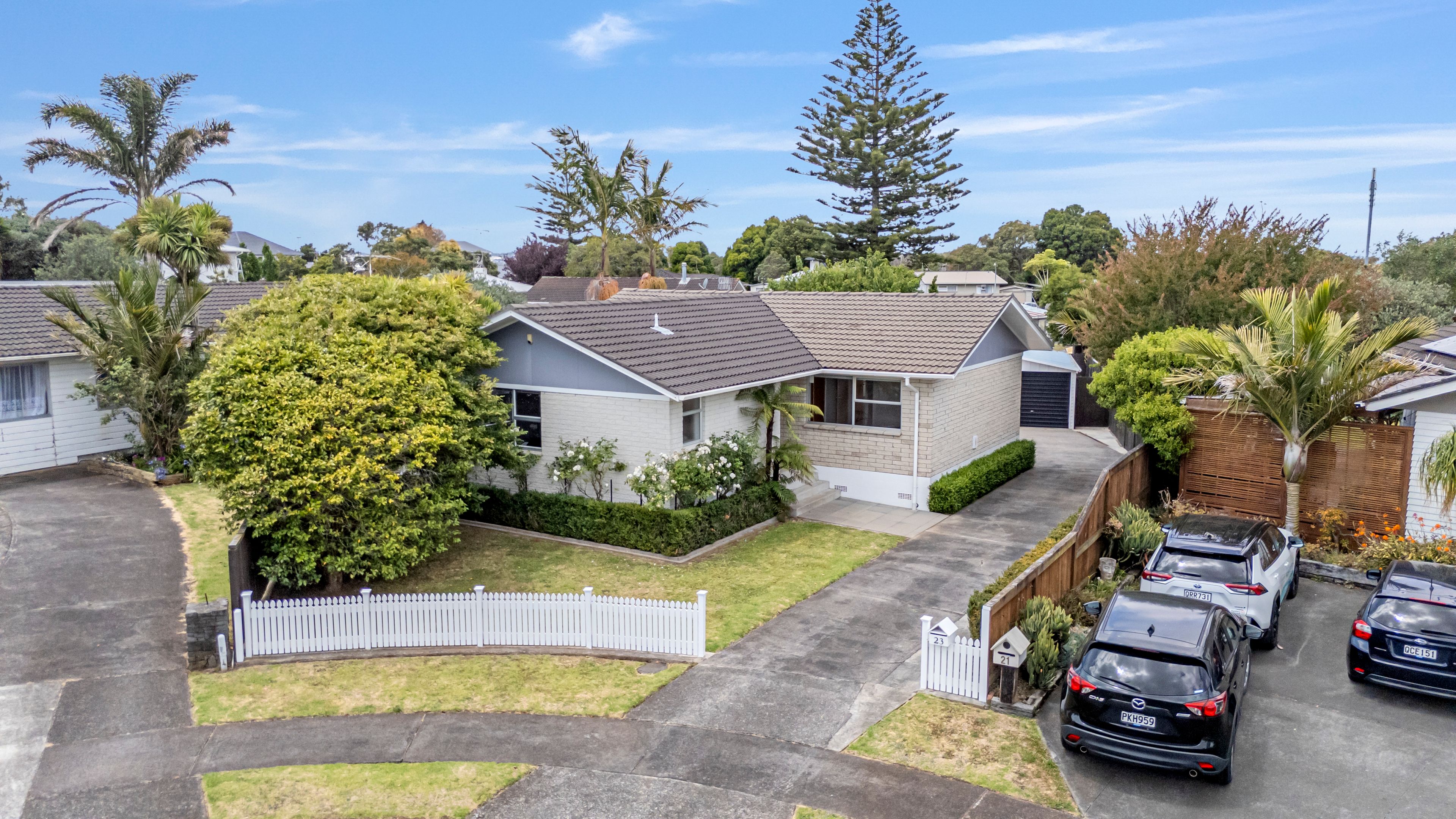 23 Dunstall Place, Mangere Bridge, Manukau City 2022 - Sold House - Ray ...