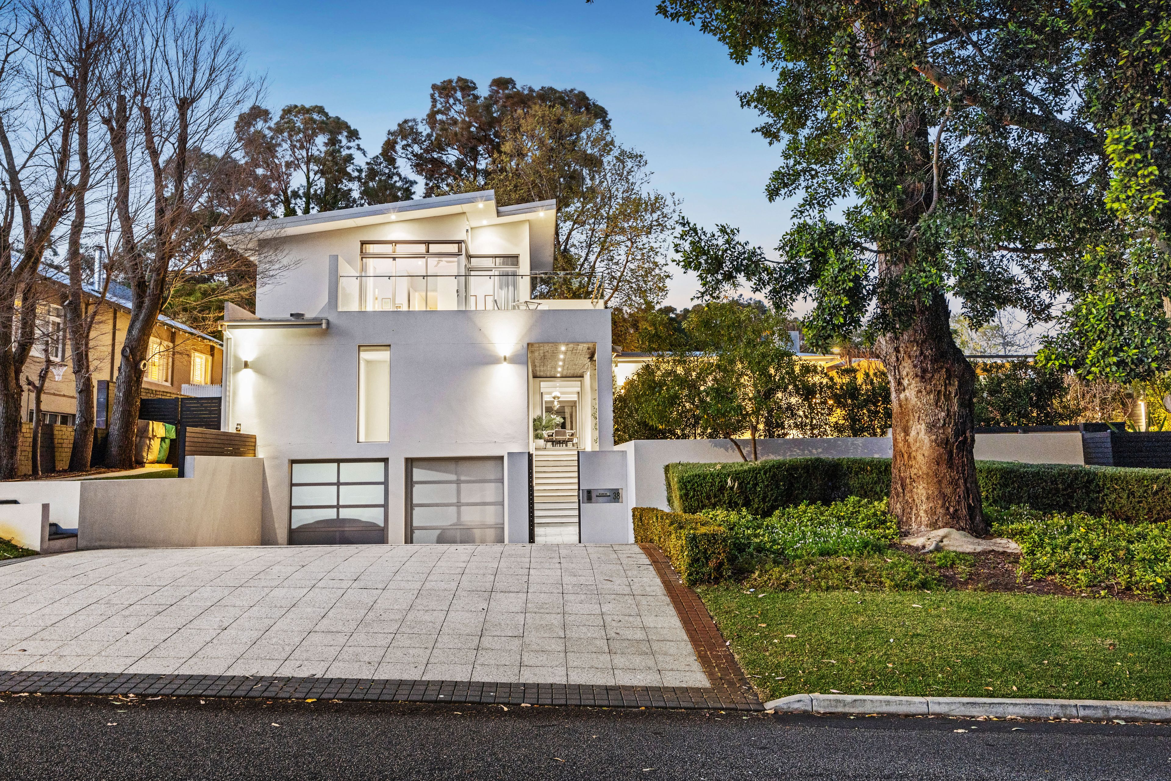 38 Glengariff Drive, Floreat, WA 6014 - Sold House - Dalkeith | Claremont