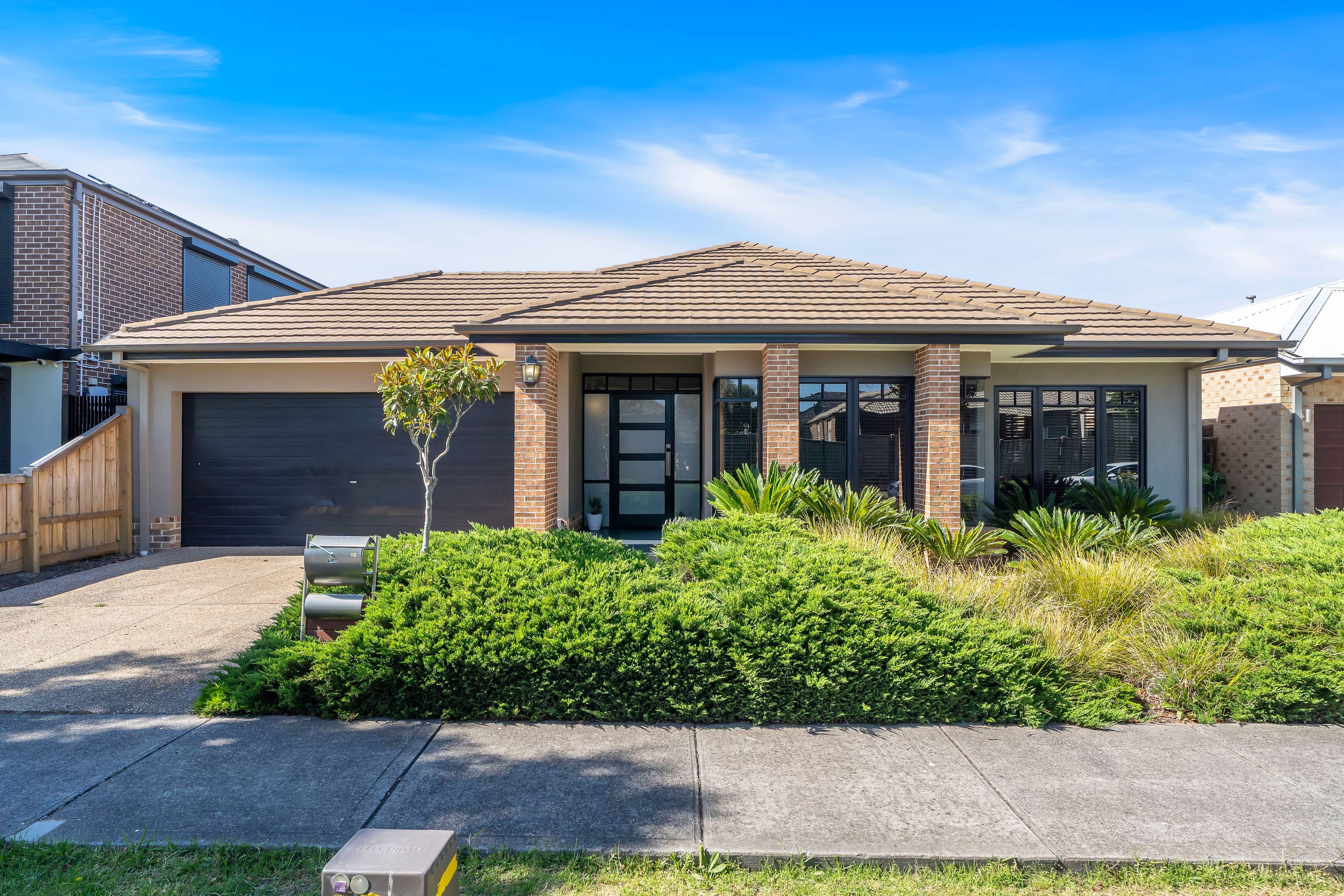 16 Madison Drive, Craigieburn, VIC 3064 - Sold House - Ray White ...