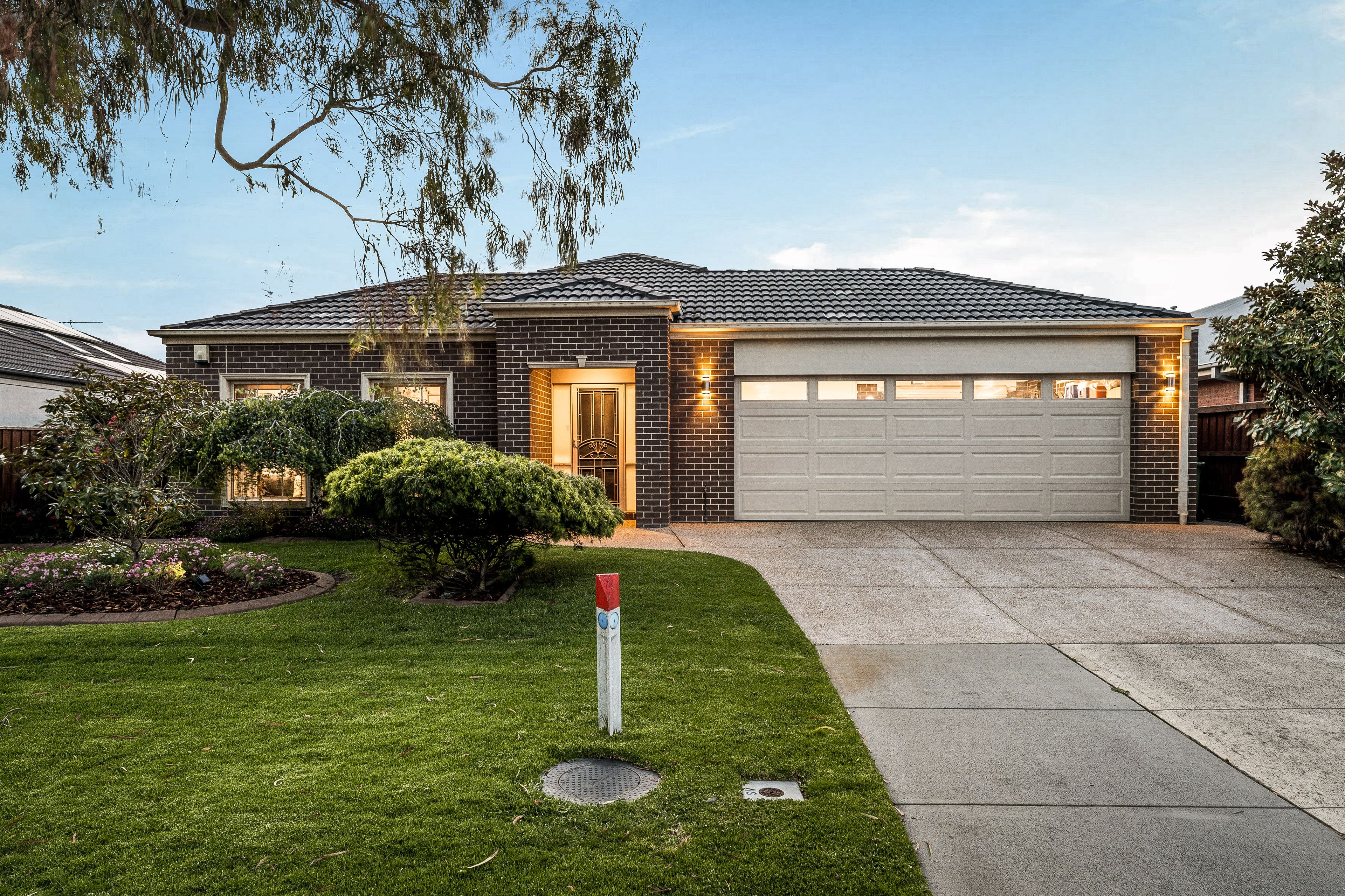 5 Blue Bell Court, Pakenham, VIC 3810 - Leased House - Ray White Pakenham