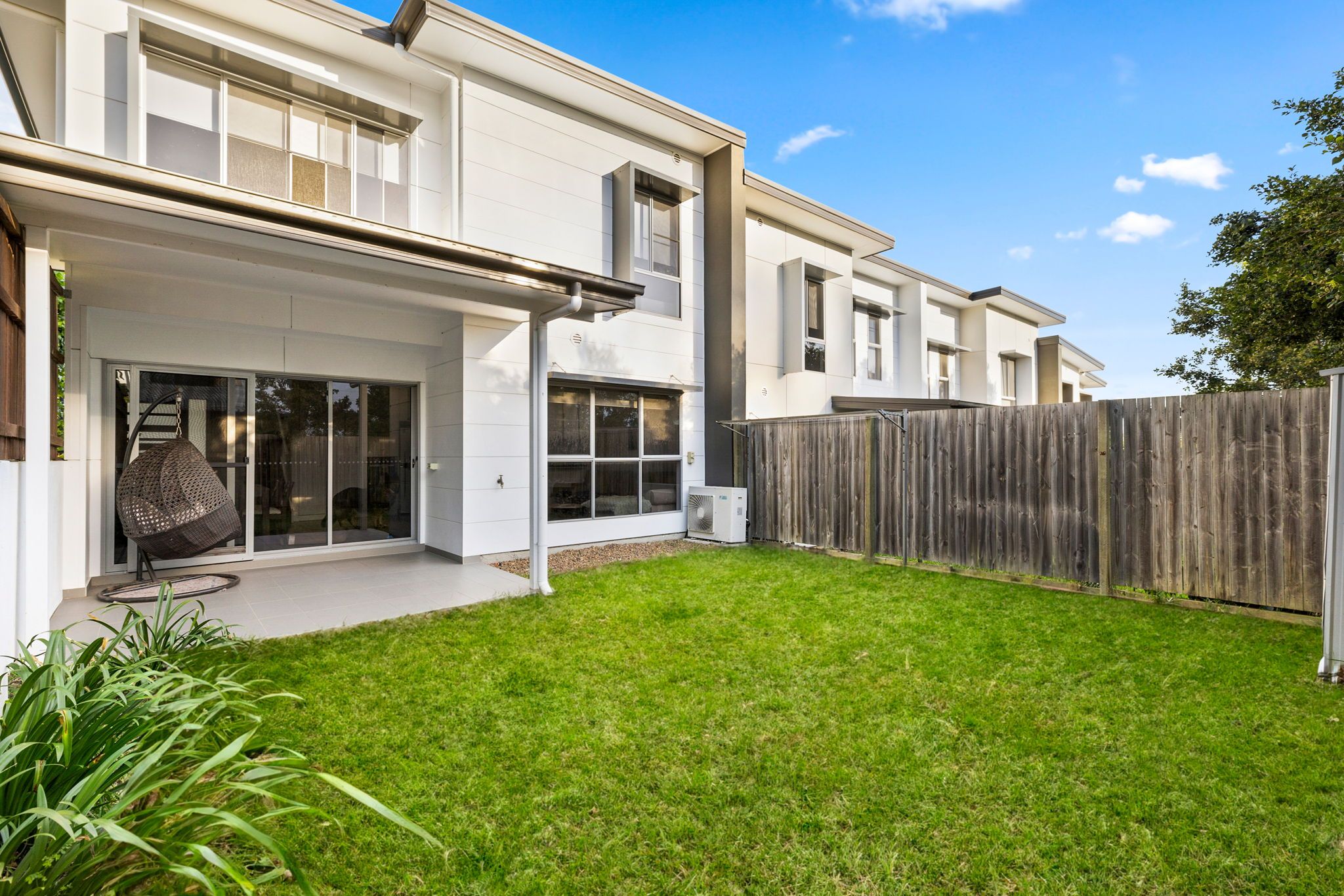 33/8 Russell Street, Everton Park, QLD 4053 - Sold Townhouse - Ray ...