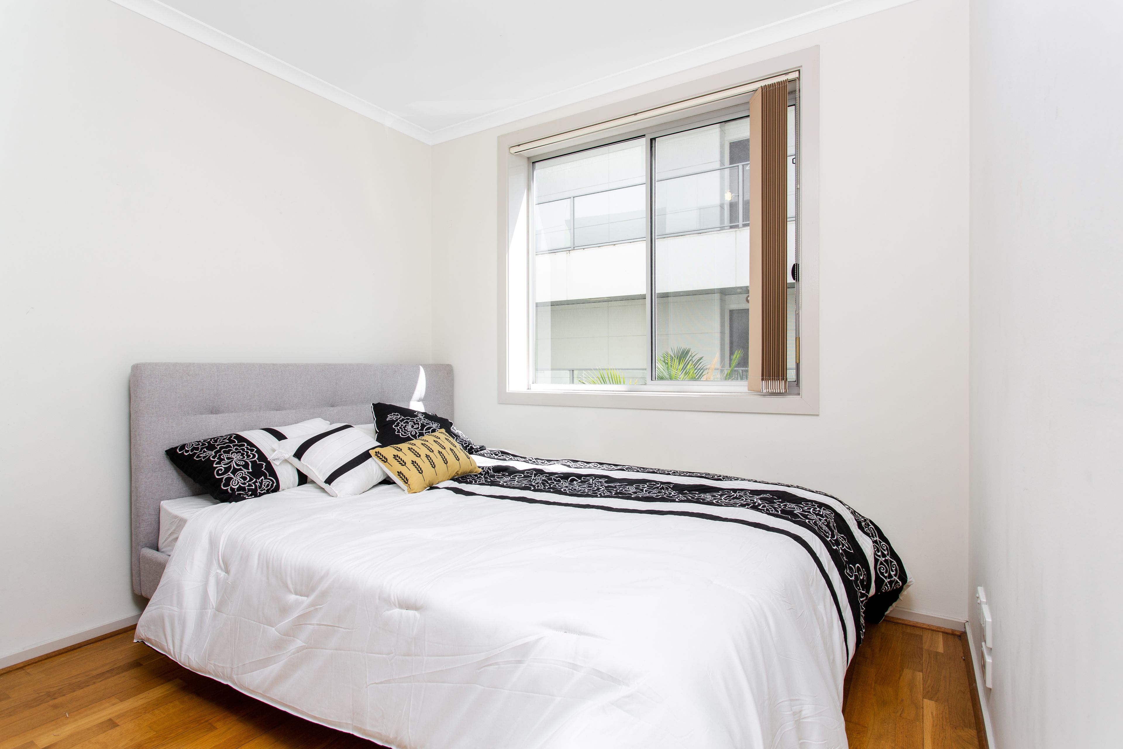 9/13 Hurtle Parade, Mawson Lakes, SA 5095 - Leased Apartment - Ray ...