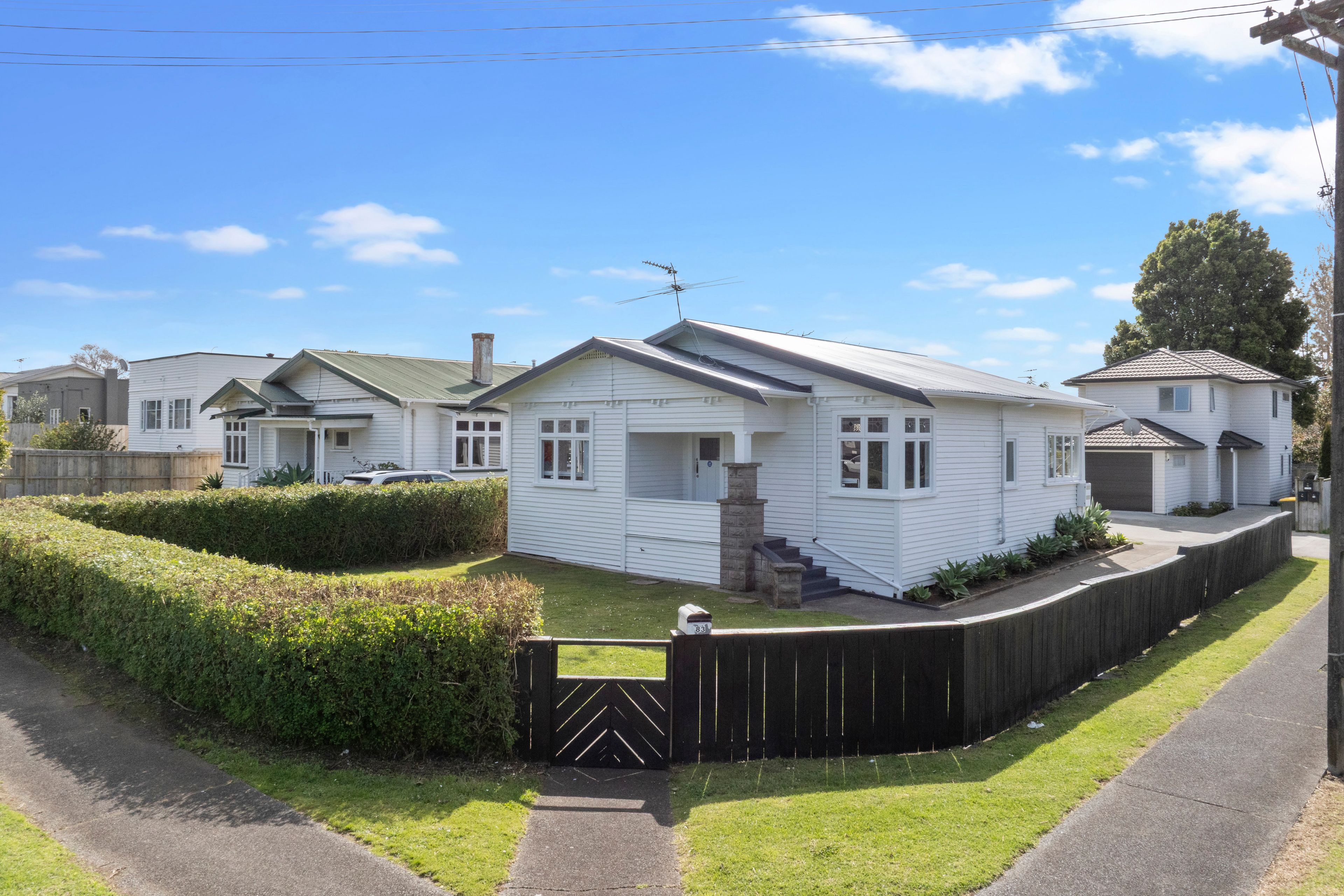 83 Hastie Avenue, Mangere Bridge, Manukau City 2022 - Sold House - Ray ...
