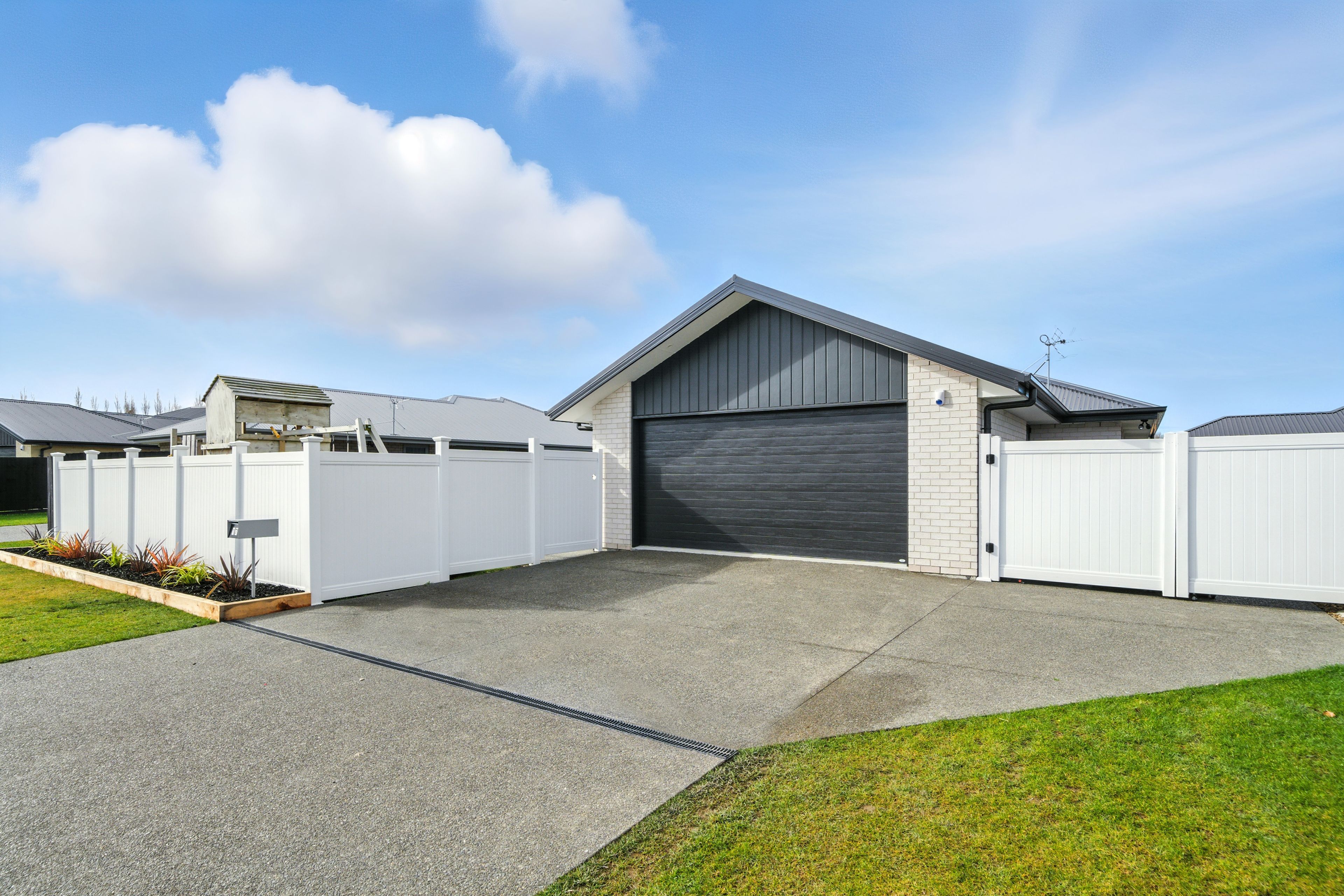 17 Cleaver Street, Woodend, Waimakariri District 7610 - Sold House ...