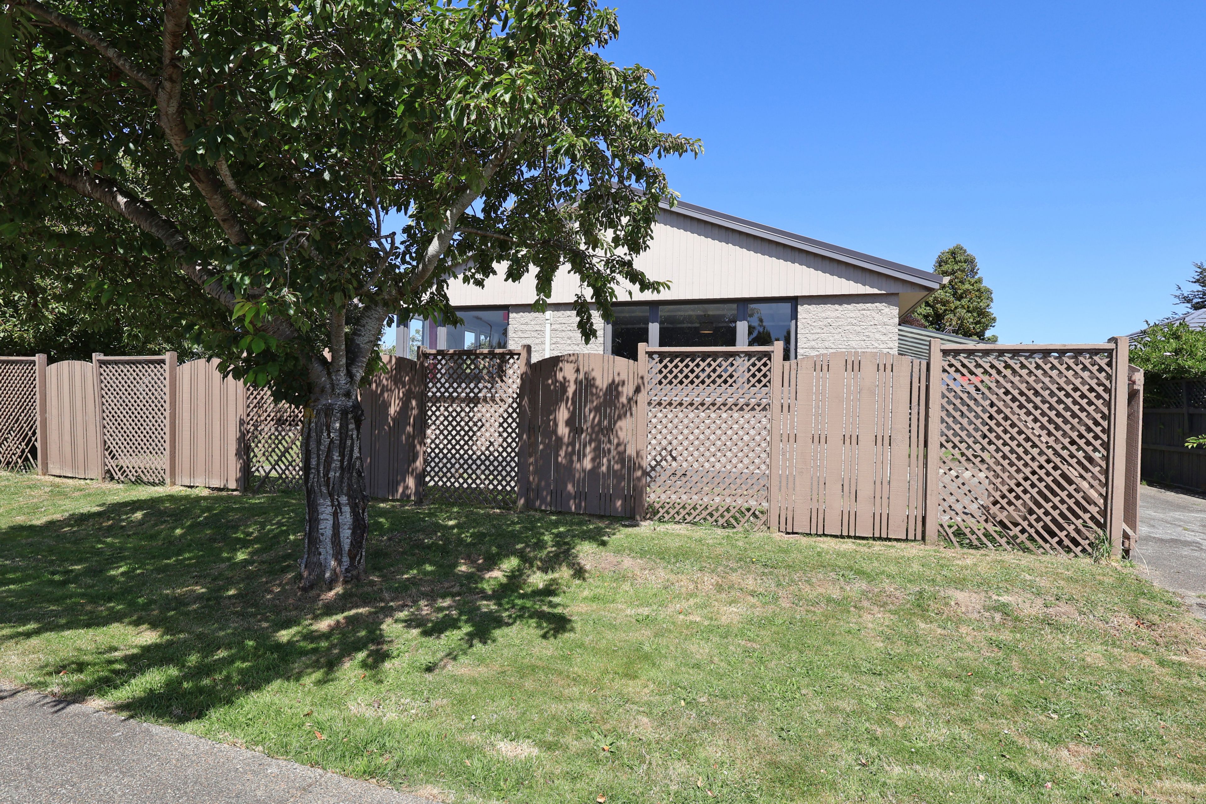 78 Waihopai Street, Rosedale, – Home For Sale • Ray White New Zealand