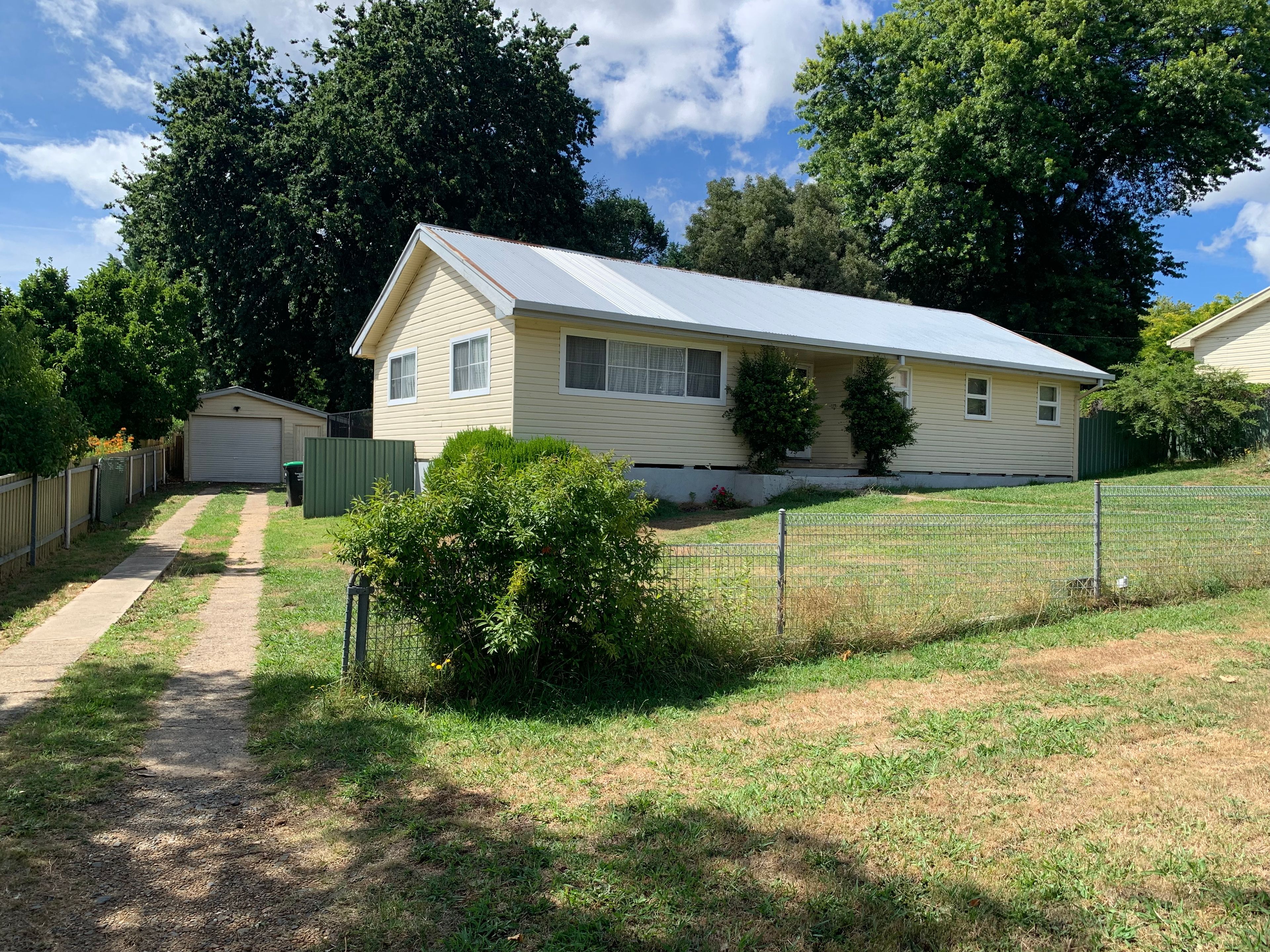 7 Ash Street, Batlow, NSW 2730 - Leased House - Ray White Tumut