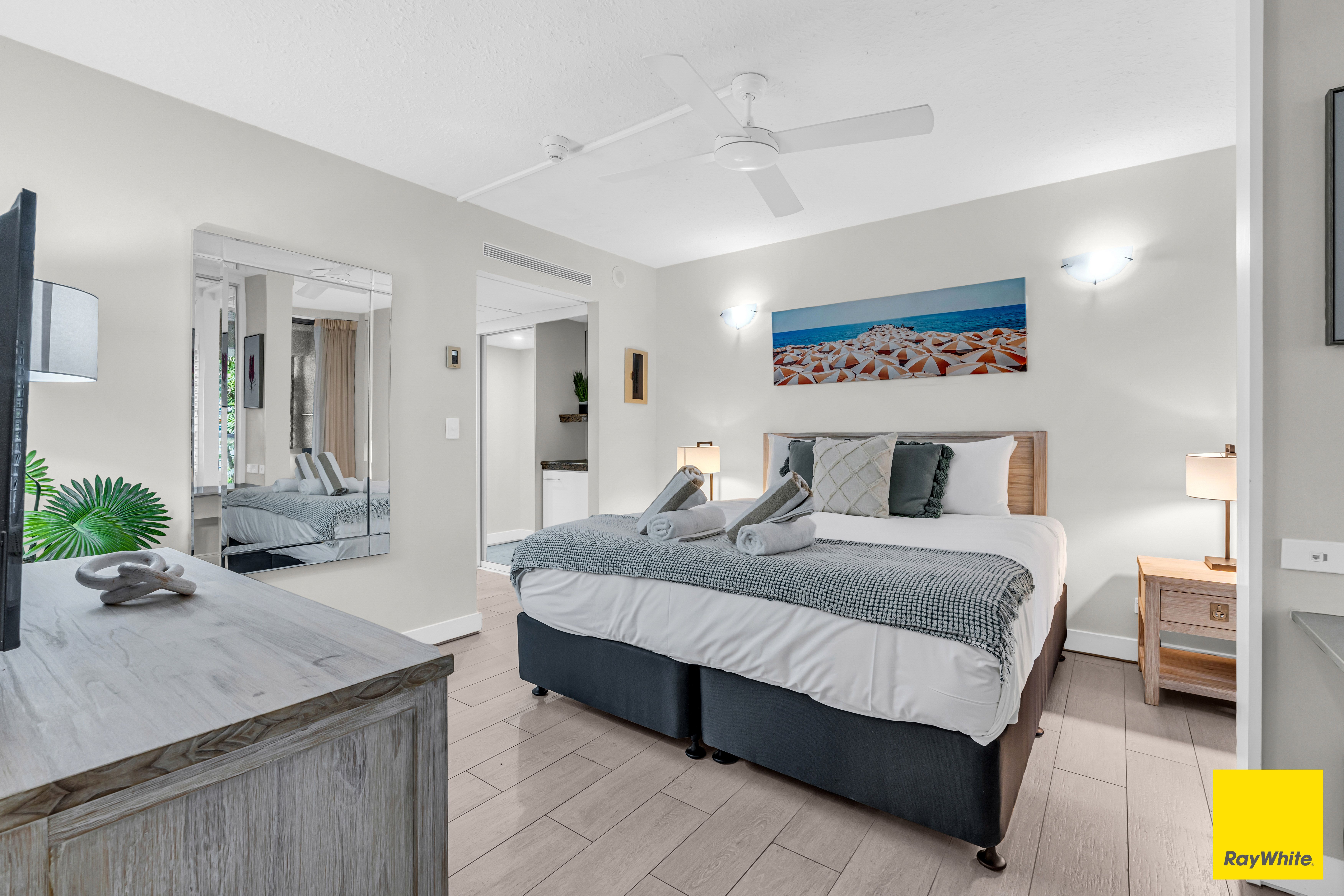 4202/2-22 Veivers Road, Palm Cove, QLD 4879 - Sold Unit - Ray White Cairns