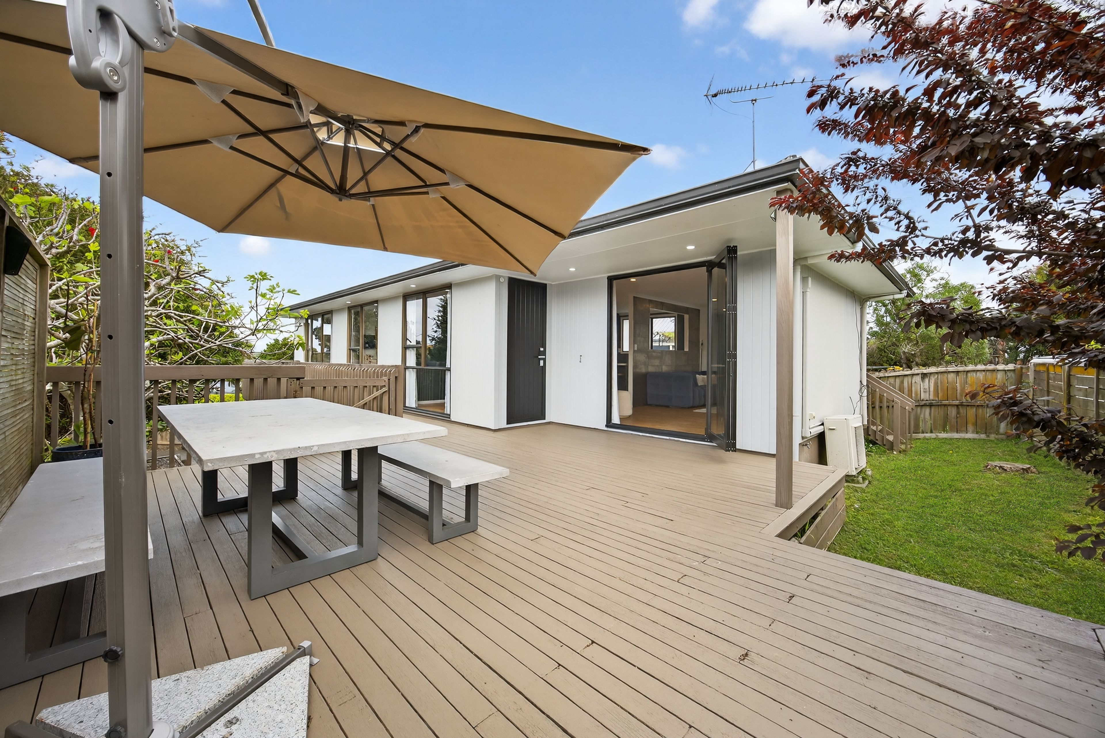 37 Botany Road, Botany Downs, Manukau City 2014 - Sold House - Ray ...