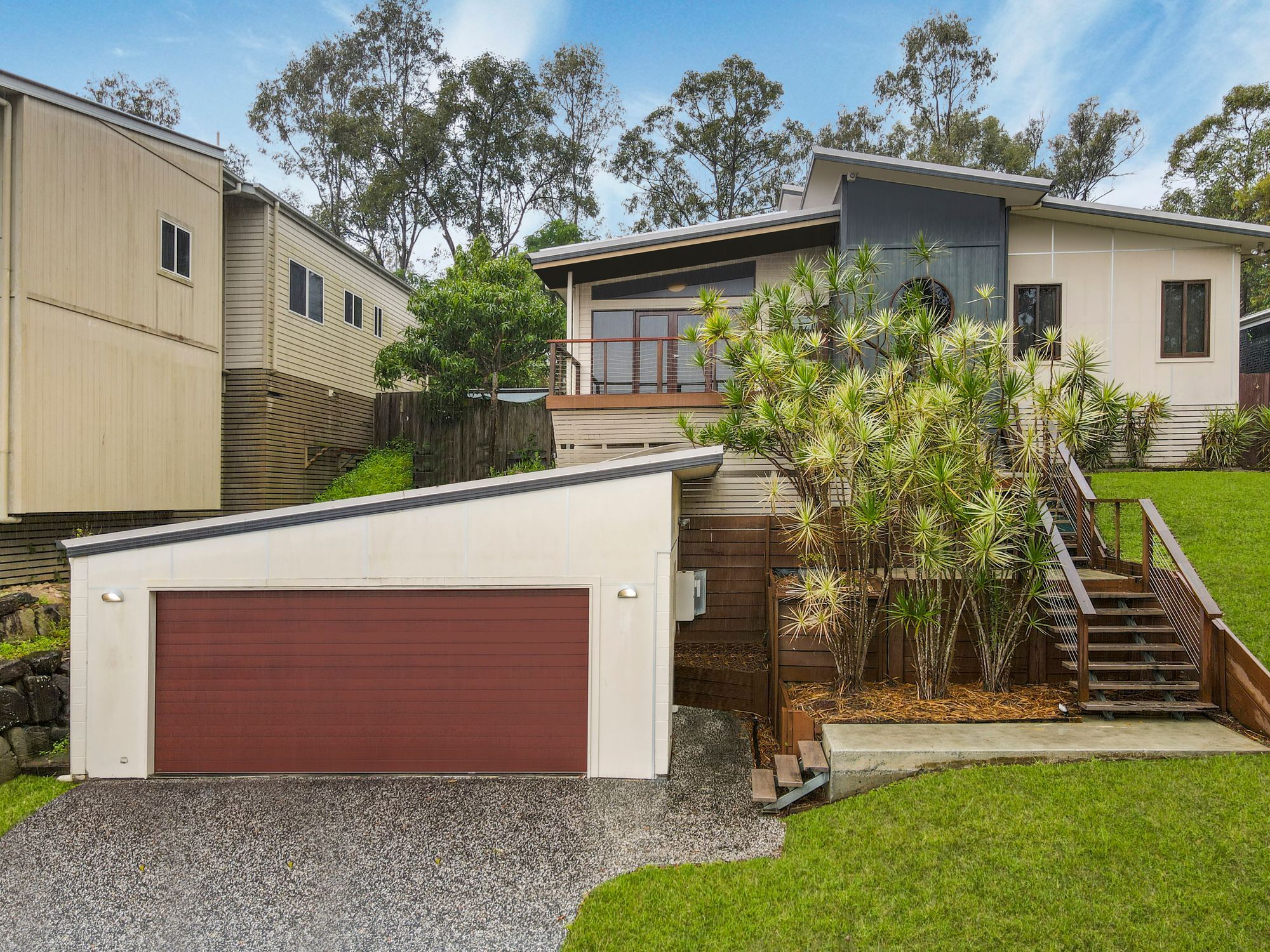 28 Casuarina Street, Seventeen Mile Rocks, QLD 4073 - Sold House - Ray ...