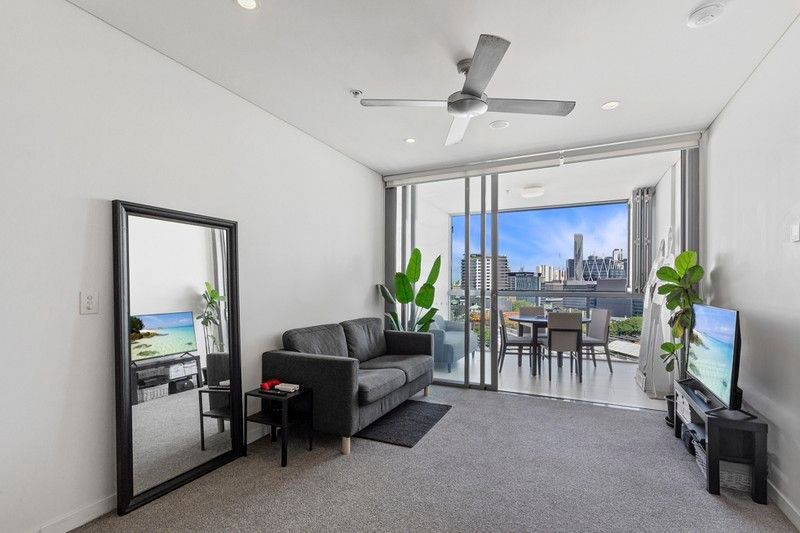 Open For Inspection - Ray White New Farm