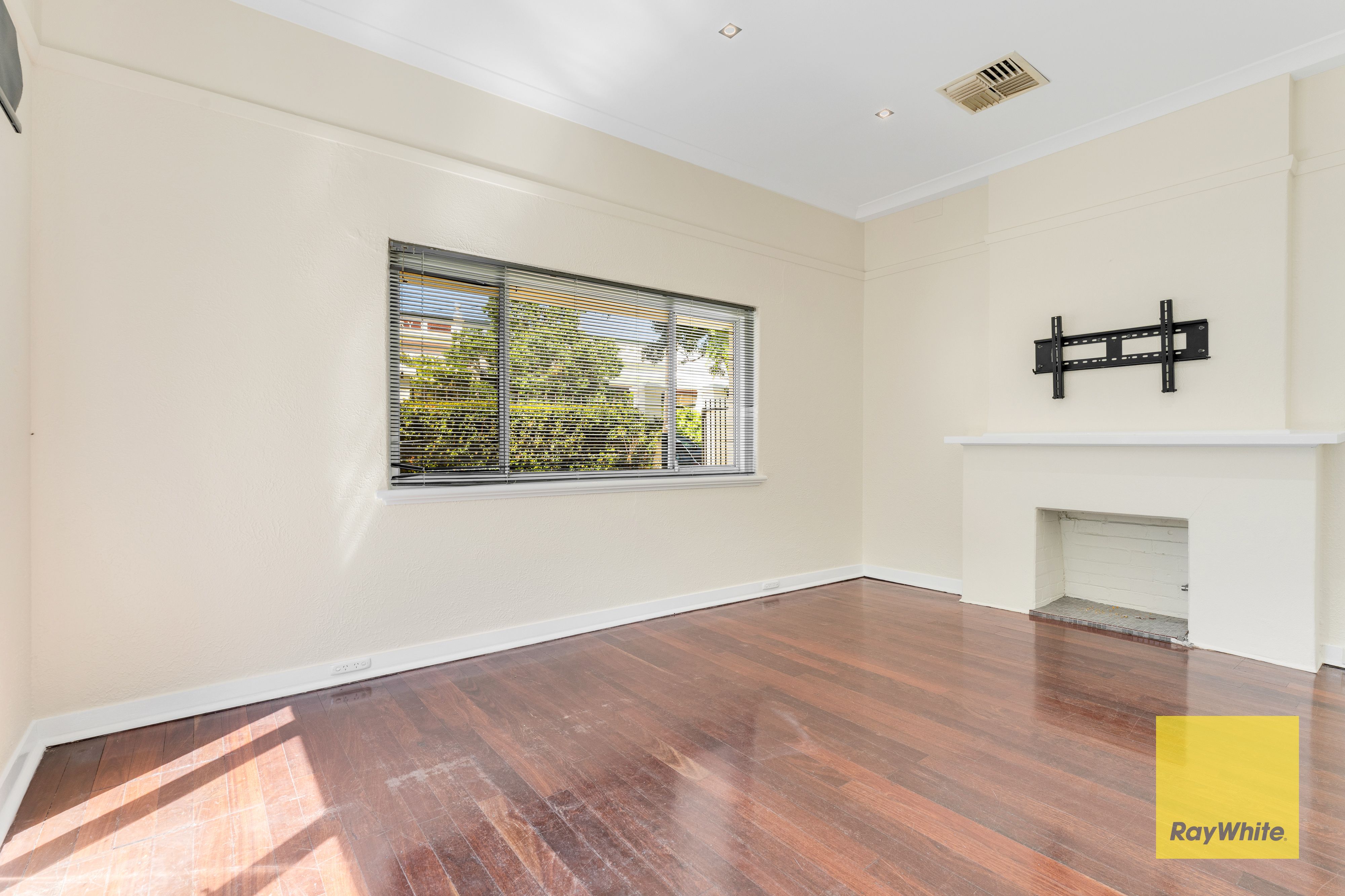 18 Ruth Street, Perth, WA 6000 - House for Sale - Ray White Whiteman ...